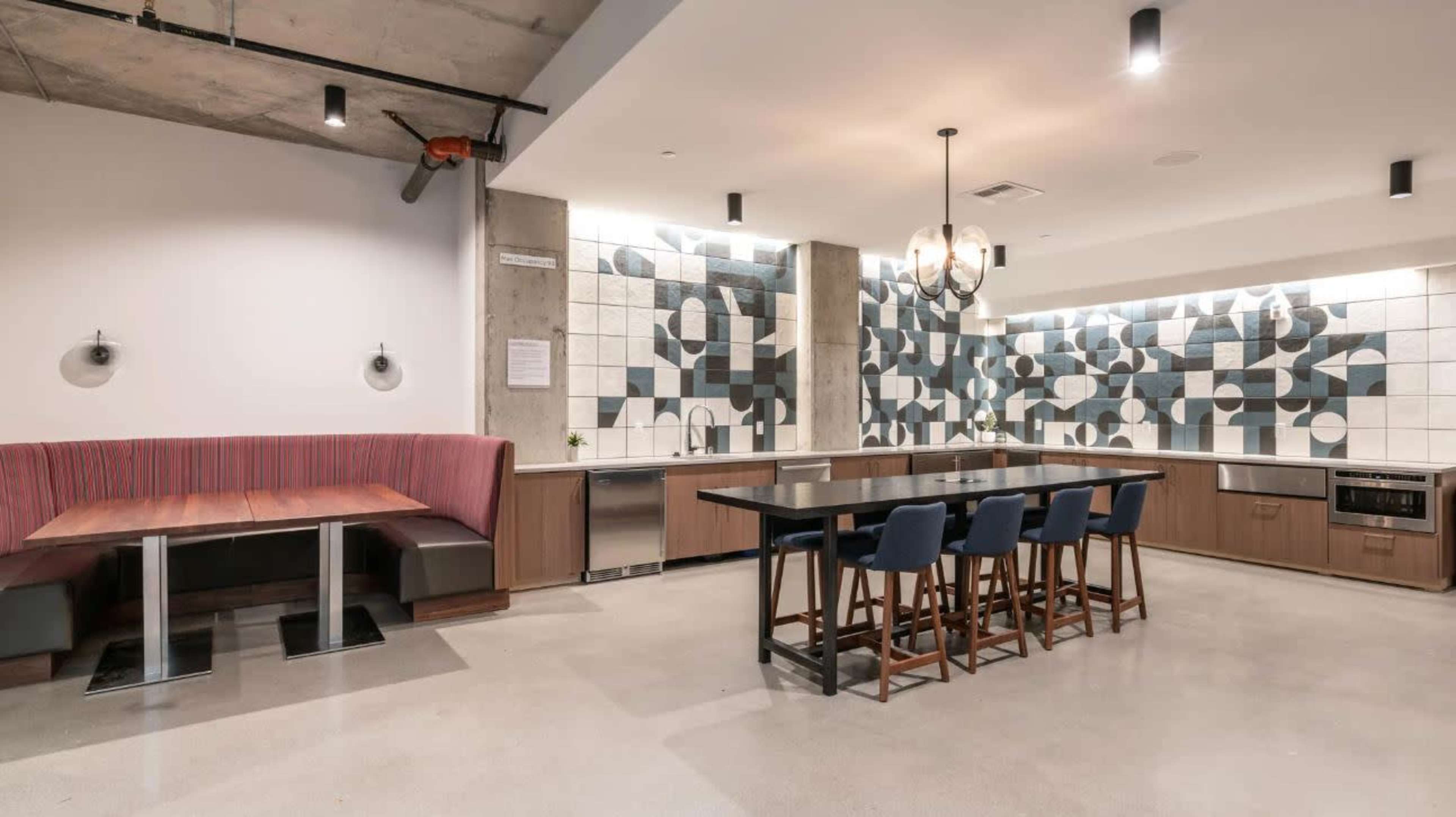 Versatile Clubhouse for Small Events, Seattle, WA | Event | Peerspace