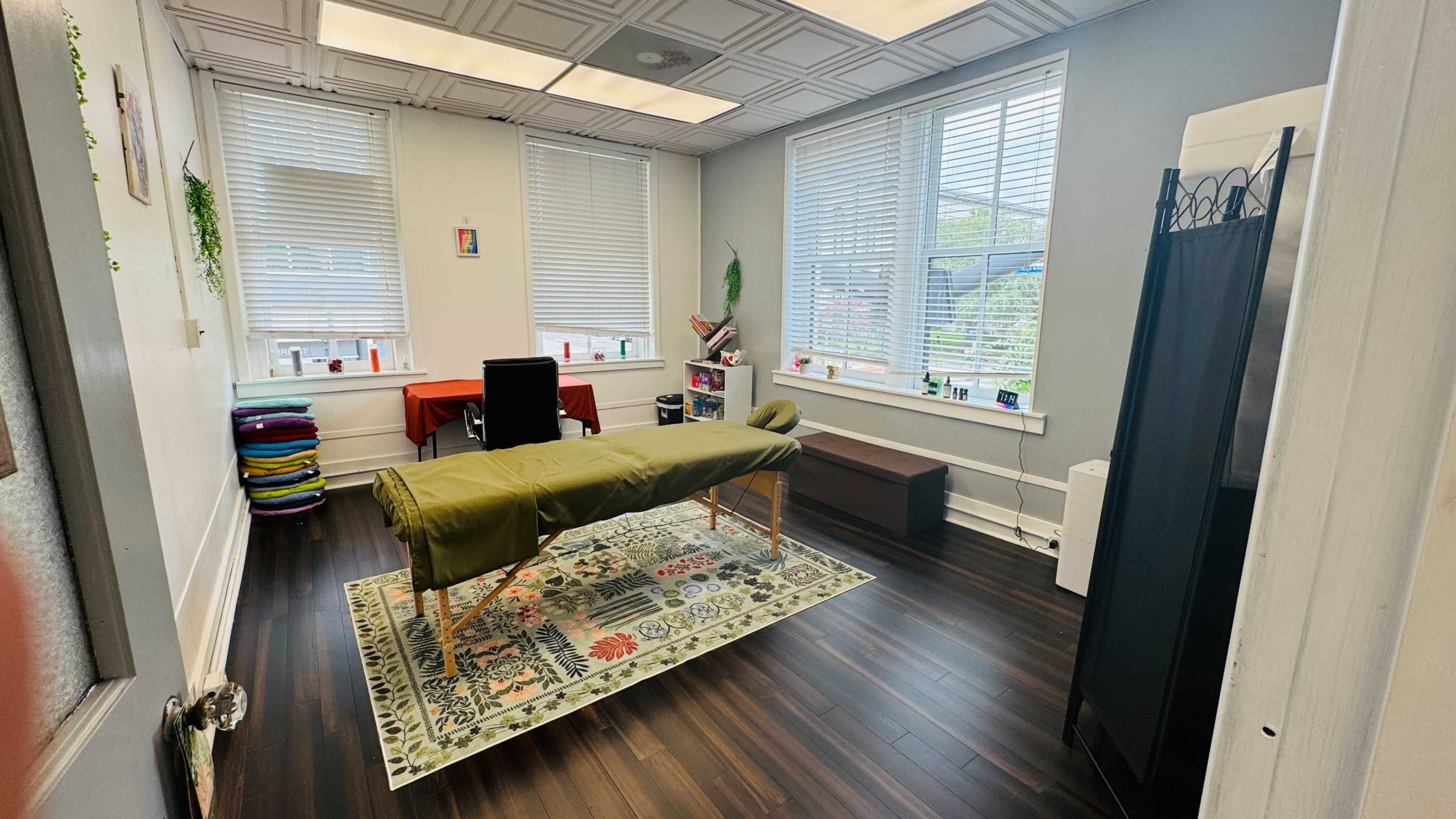 Tend and Mend Healing Studio | Downtown healing space for gatherings ...