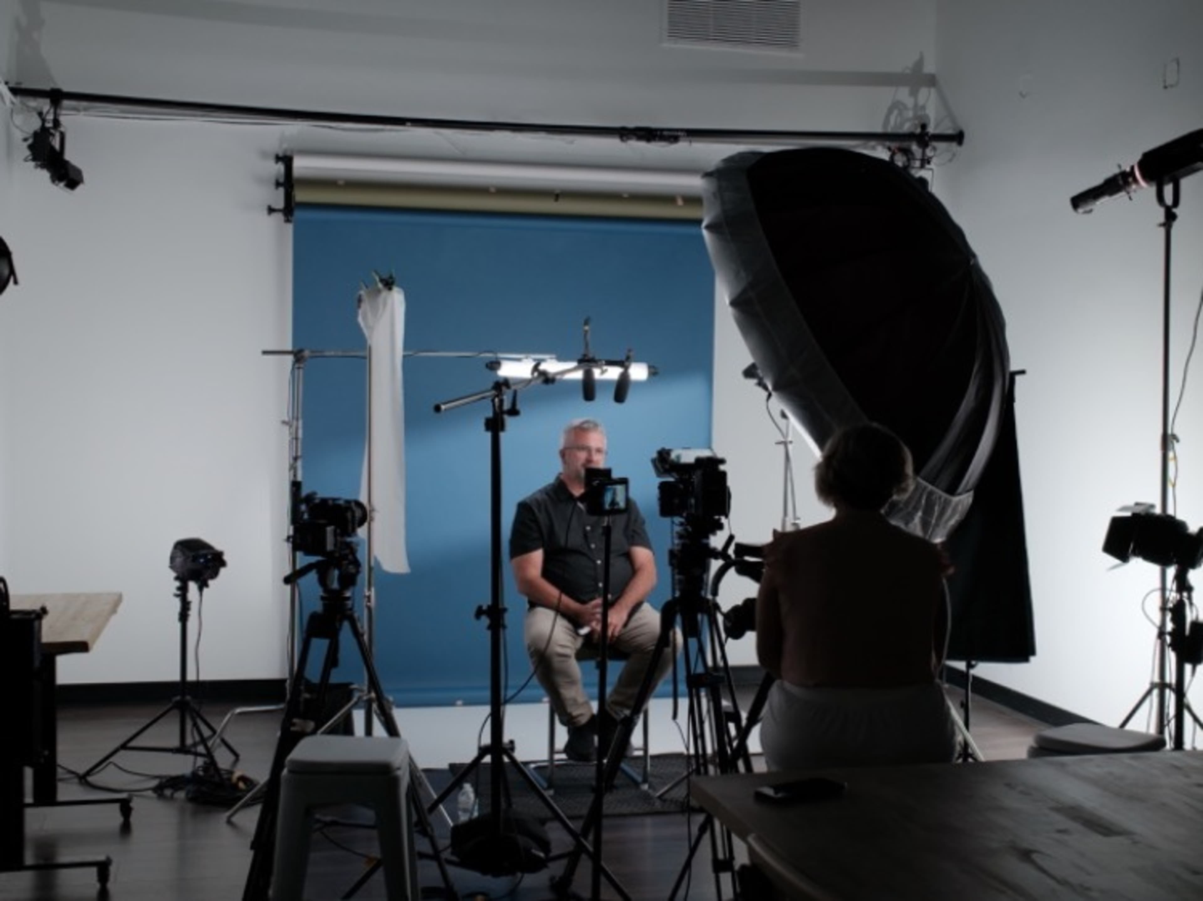 Convenient Photo & Video Studio with Tall Ceilings and Controlled ...