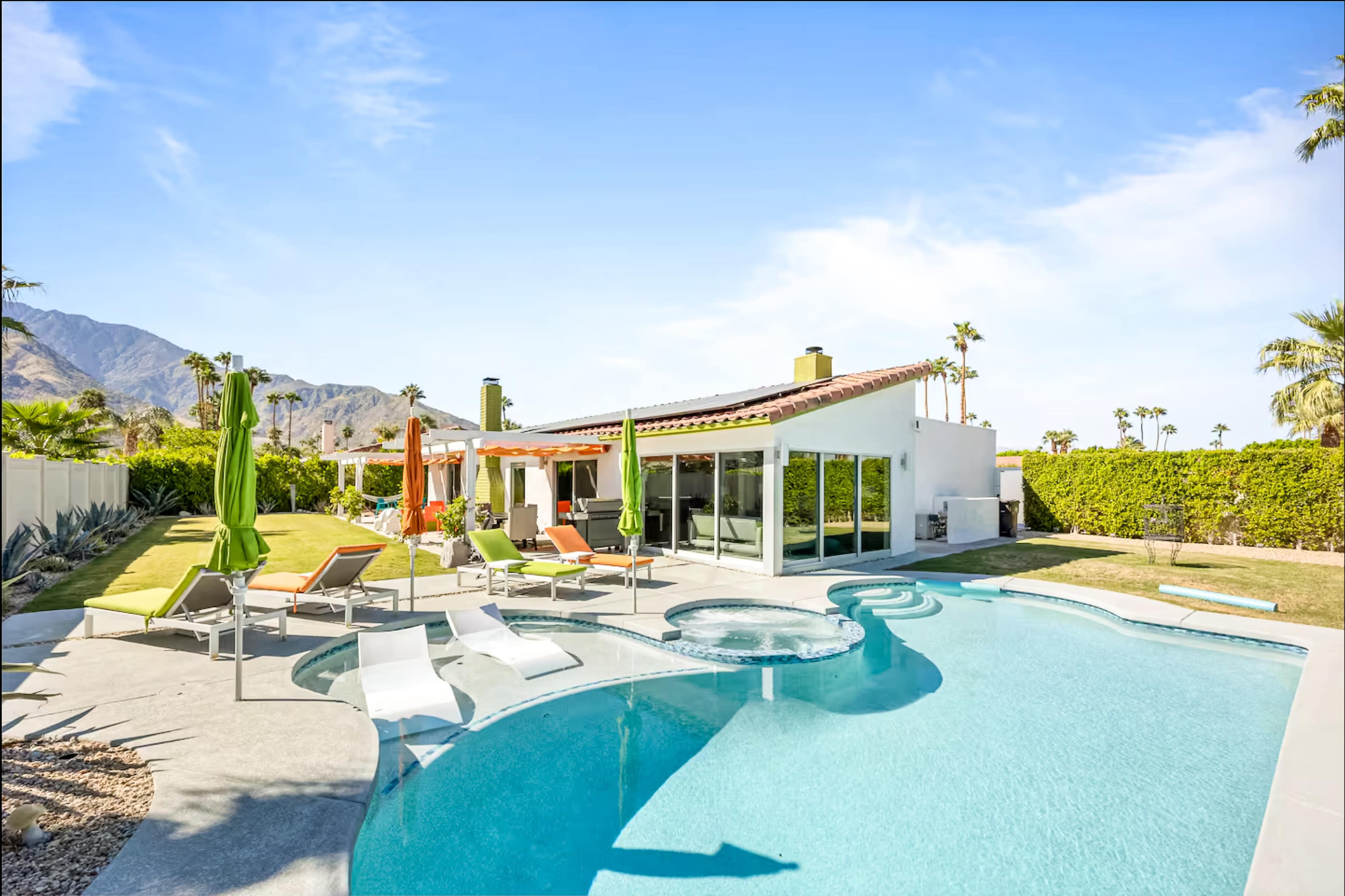 Luxury Locations | Chic LA Hideaway – Bright Bungalow with Pool ...
