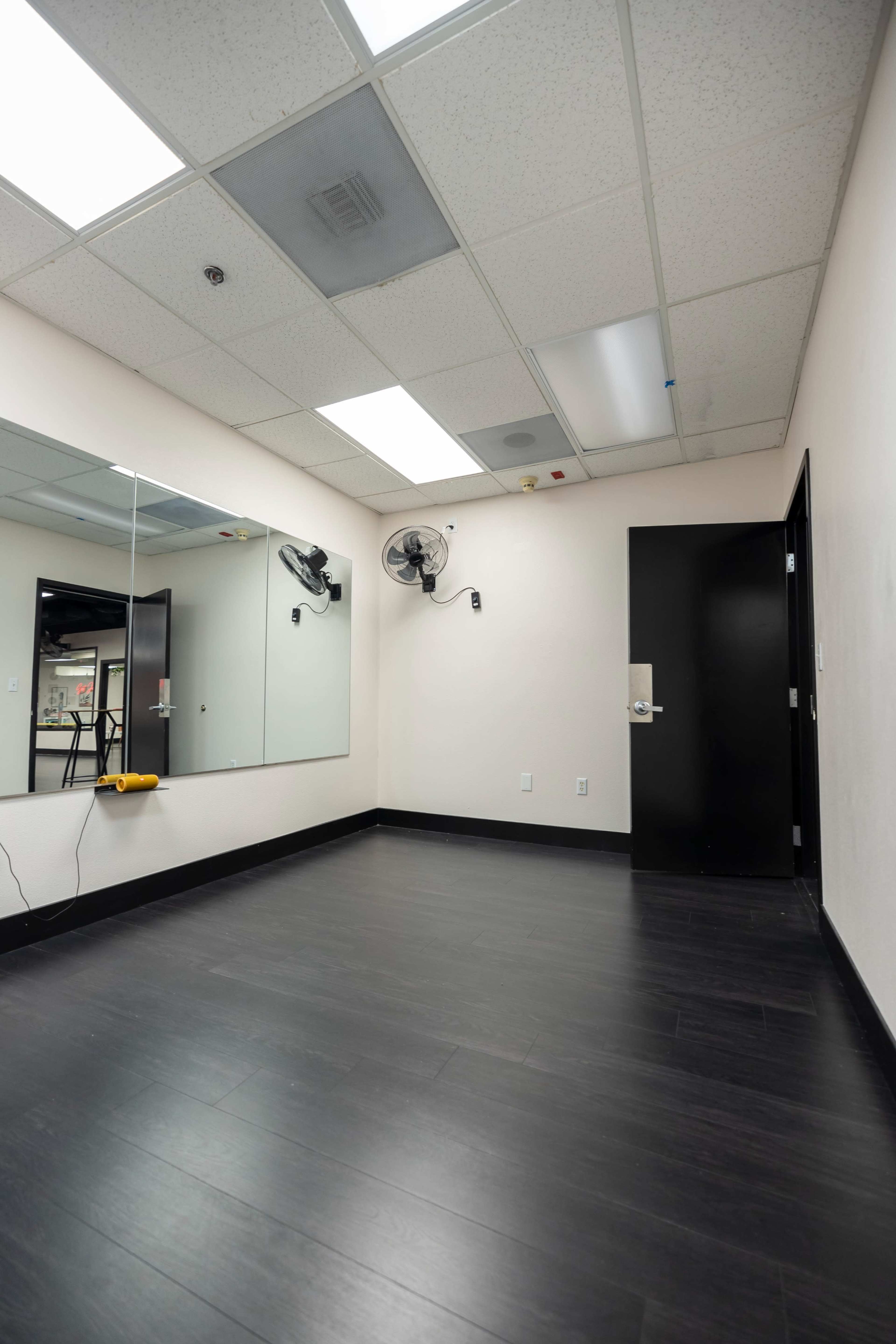 Jordance Studios | Small Photography Studio, Las vegas, NV | Production ...