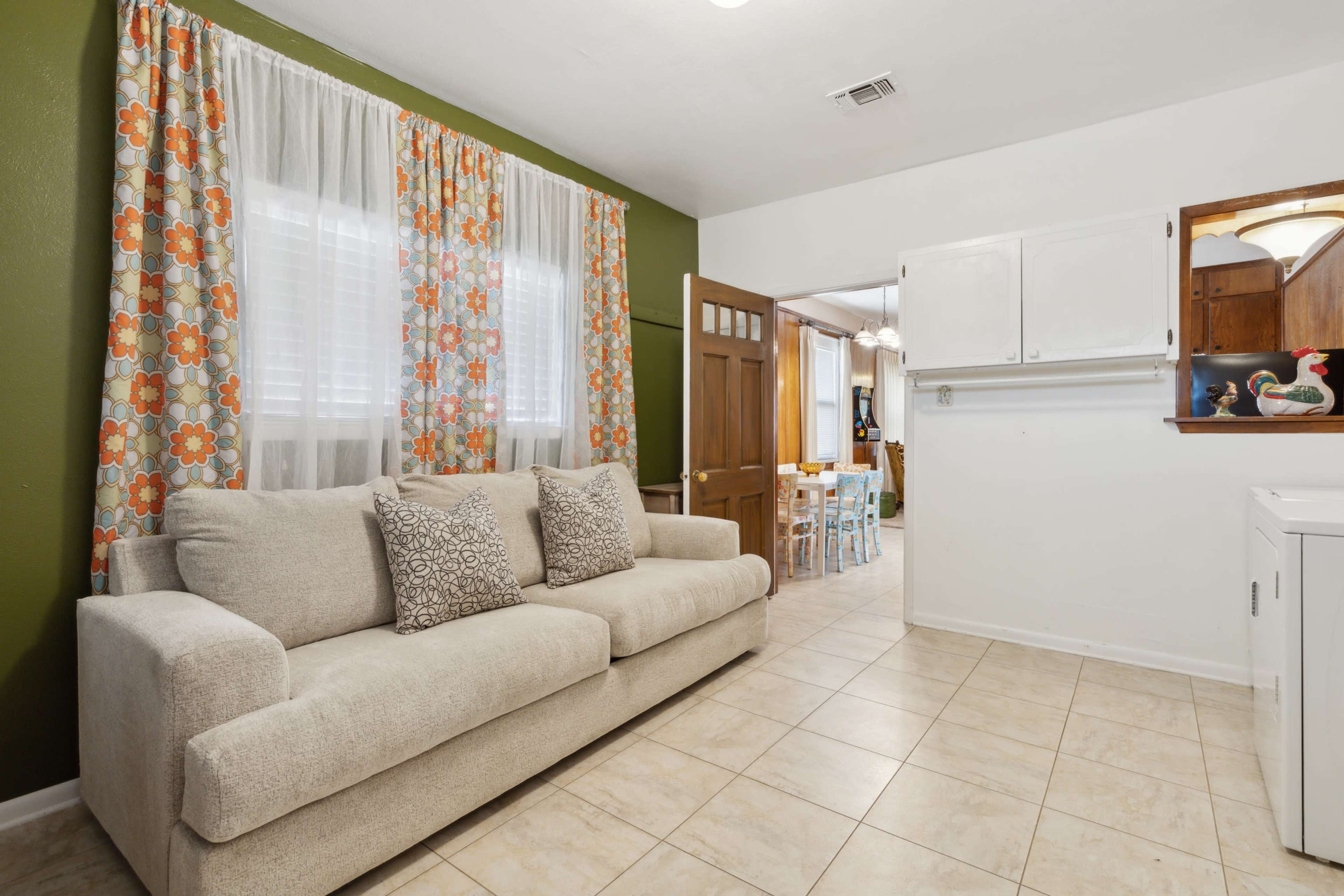 The Groovy Casa, Fort Worth, TX | Event | Peerspace