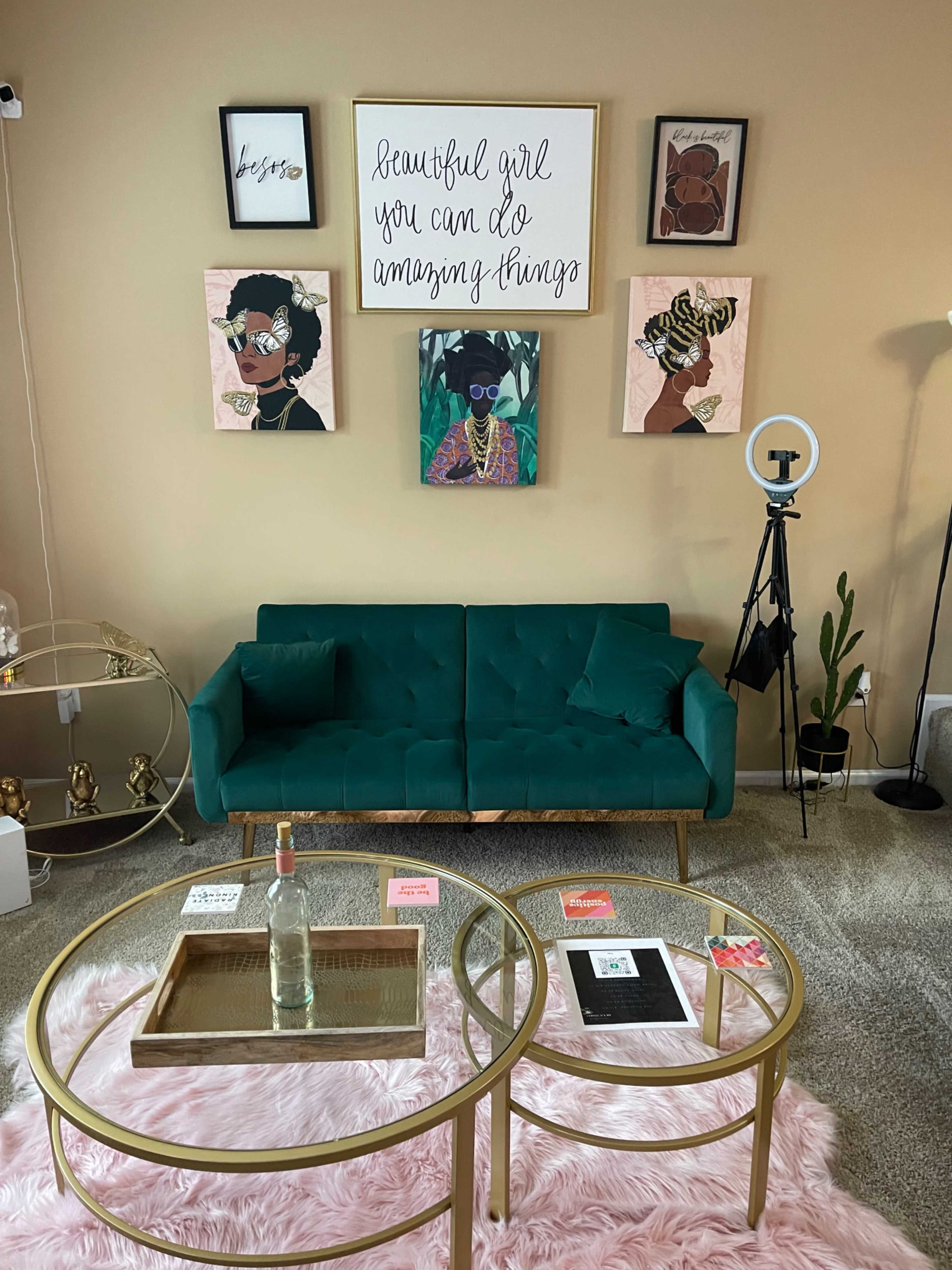 Suburban Chic - Cozy Woodbridge Townhome, Woodbridge, VA | Off-Site ...