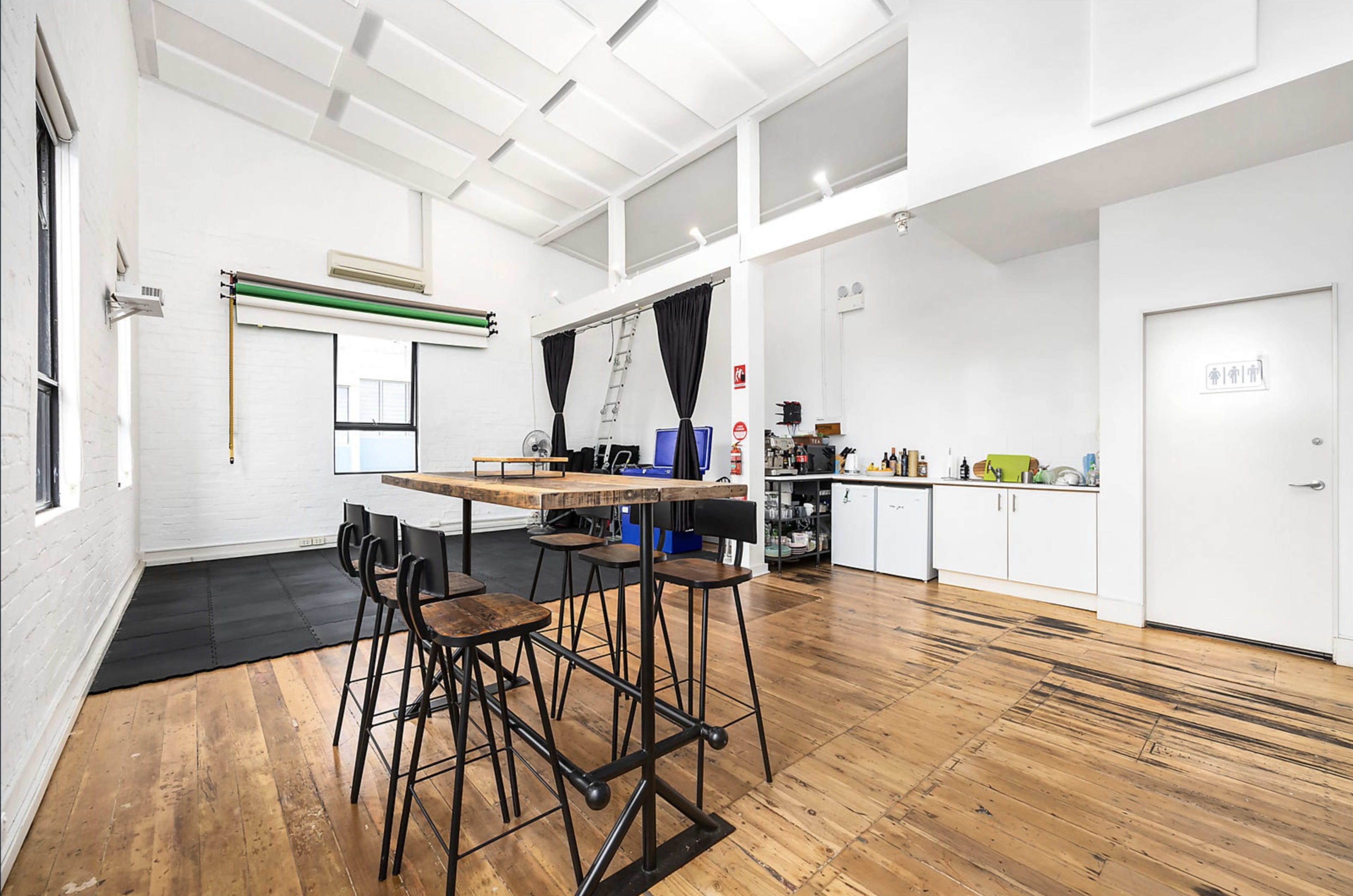 Entire Creative Space to Let $5,500/month, Chippendale | Production ...
