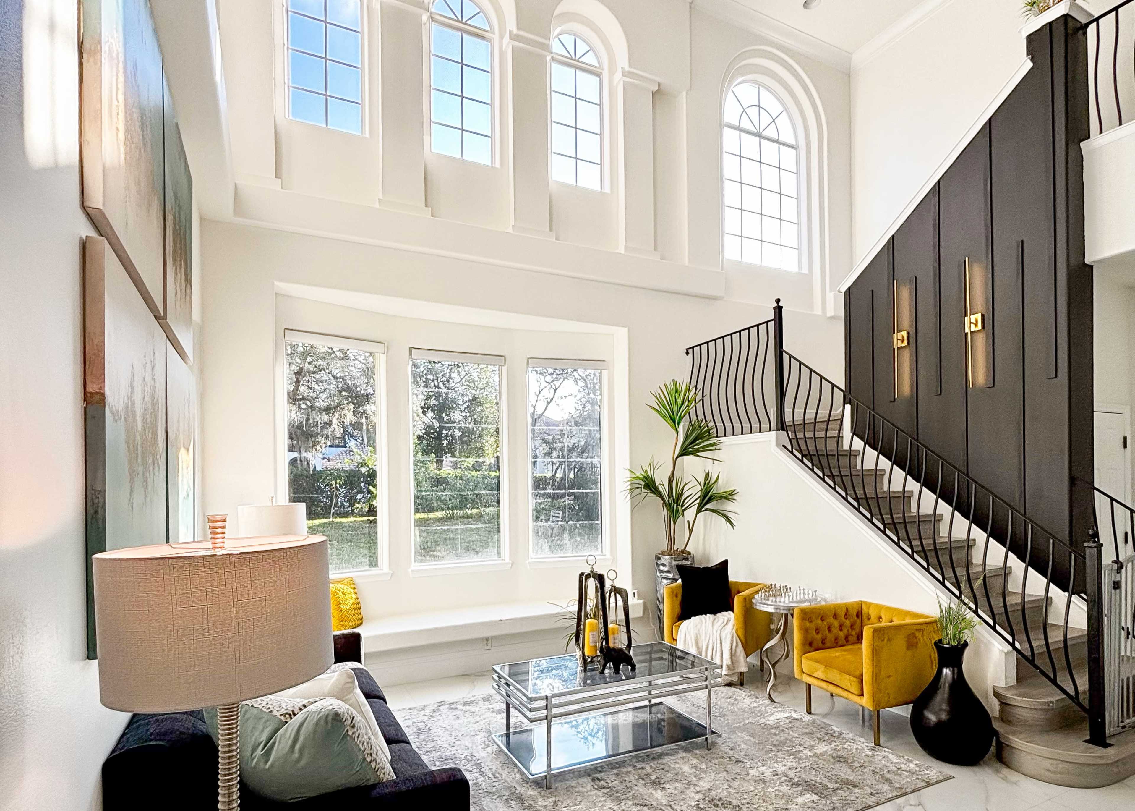 📸Amazing Natural Light/Huge Windows/High Ceilings/STUDIO📸, Davenport ...