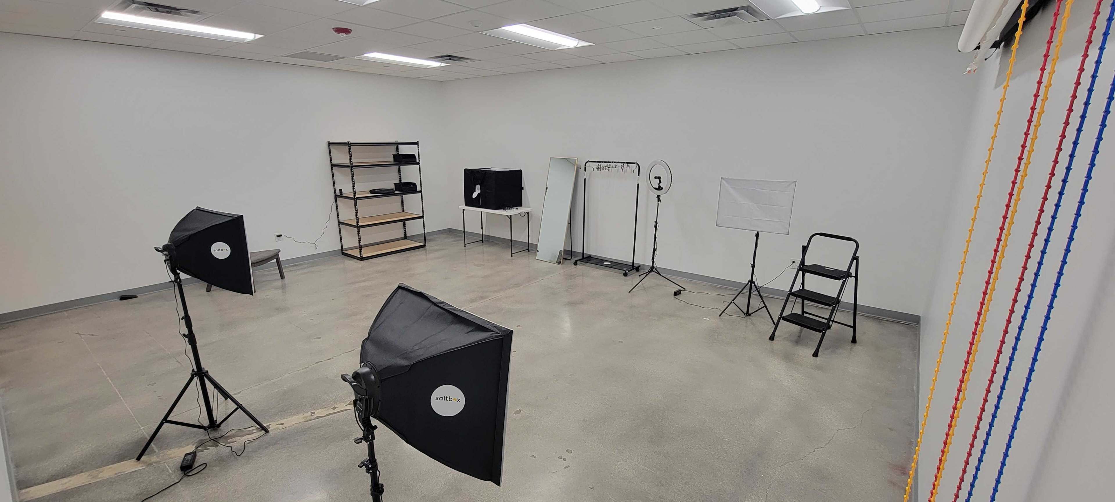 Creative Photo Studio, Miami, FL | Production | Peerspace