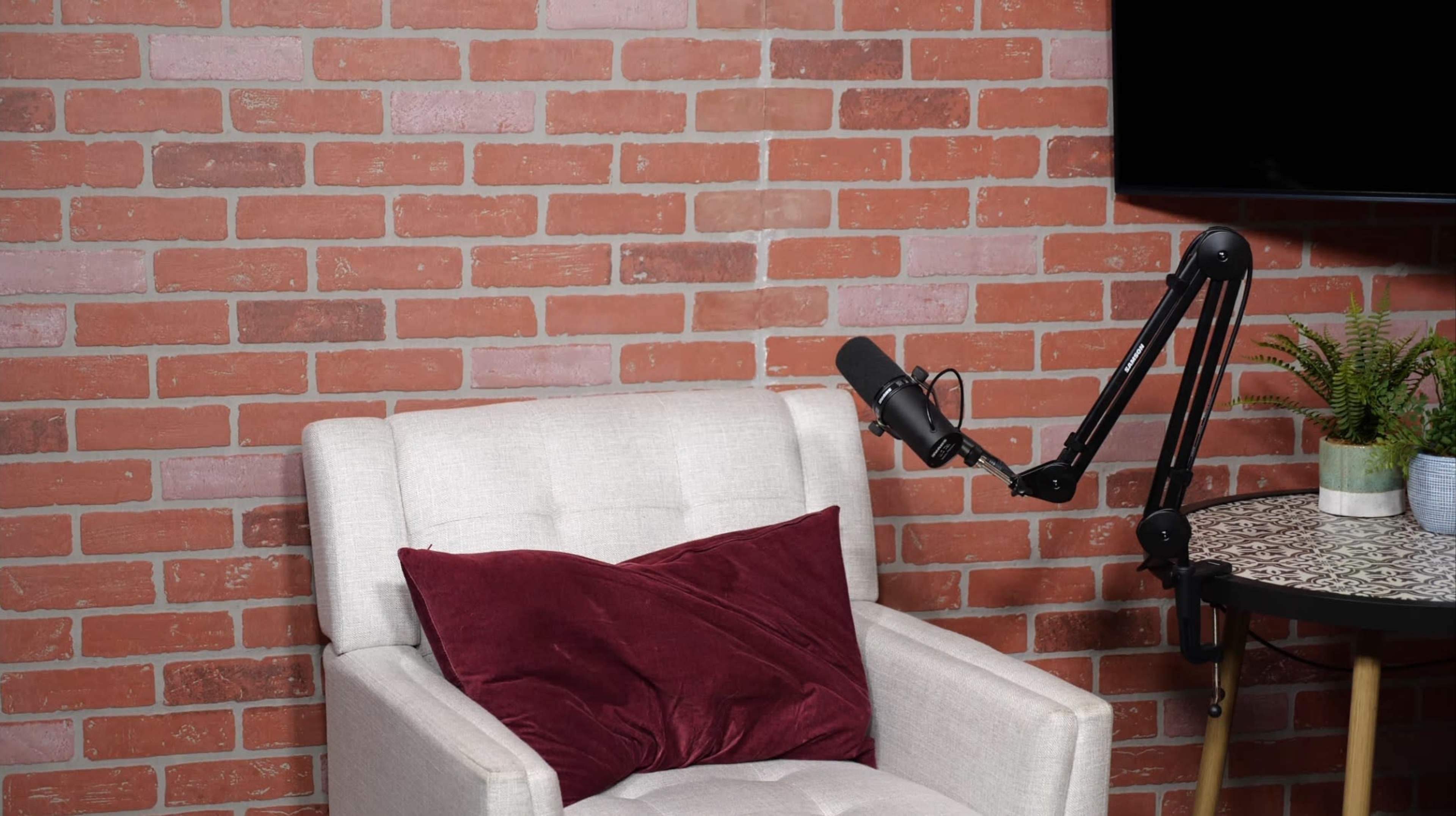 Podcast Recording Studio in Burbank - ALL LIGHTS AND AUDIO INCLUDED ...