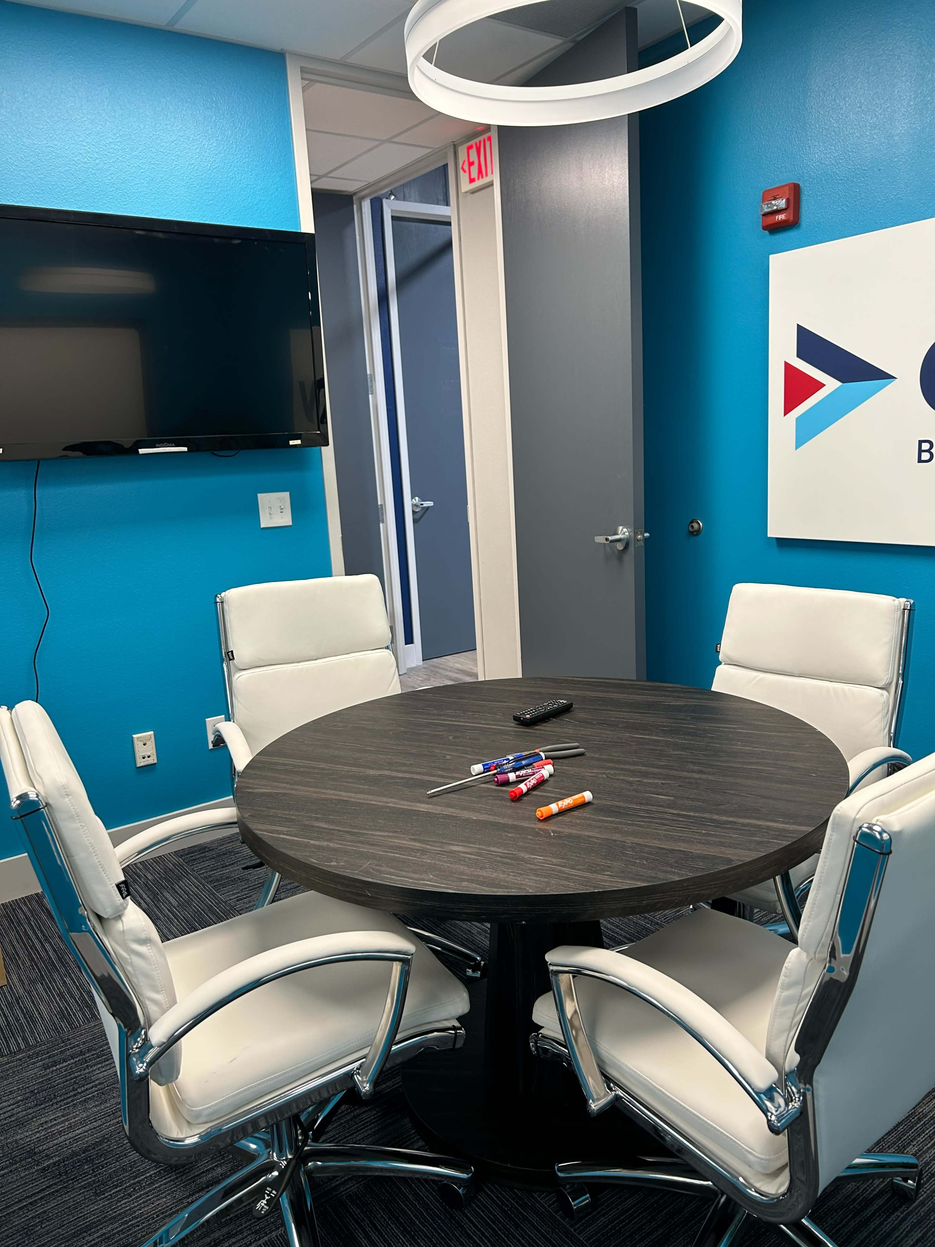 Small Conference Room - Near Downtown Orlando, WINTER PARK, FL | Off ...