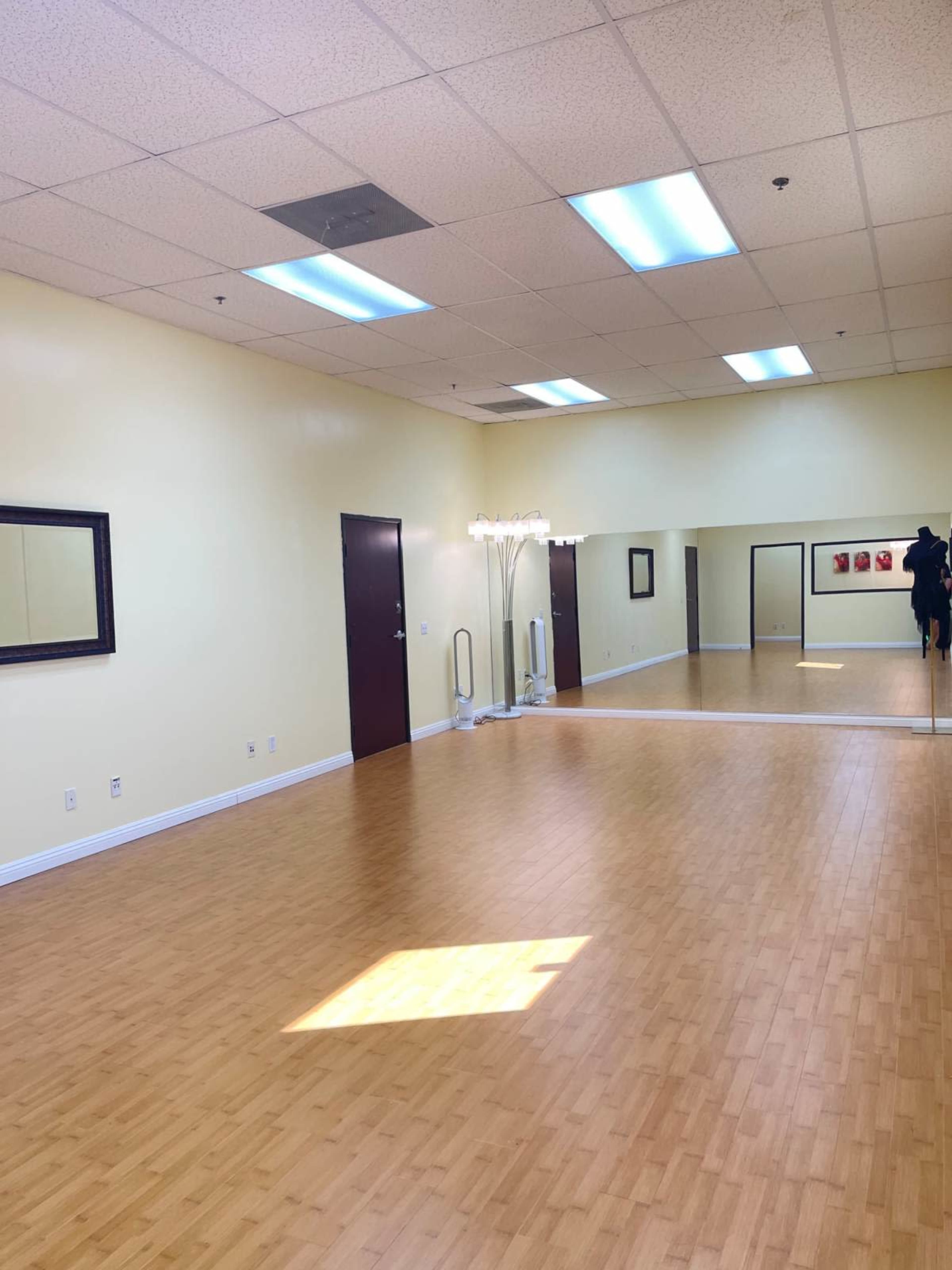 Studio One Ballroom Dance | Bright Dance Studio with Barre, Sound System & Lounge Area, El monte ...
