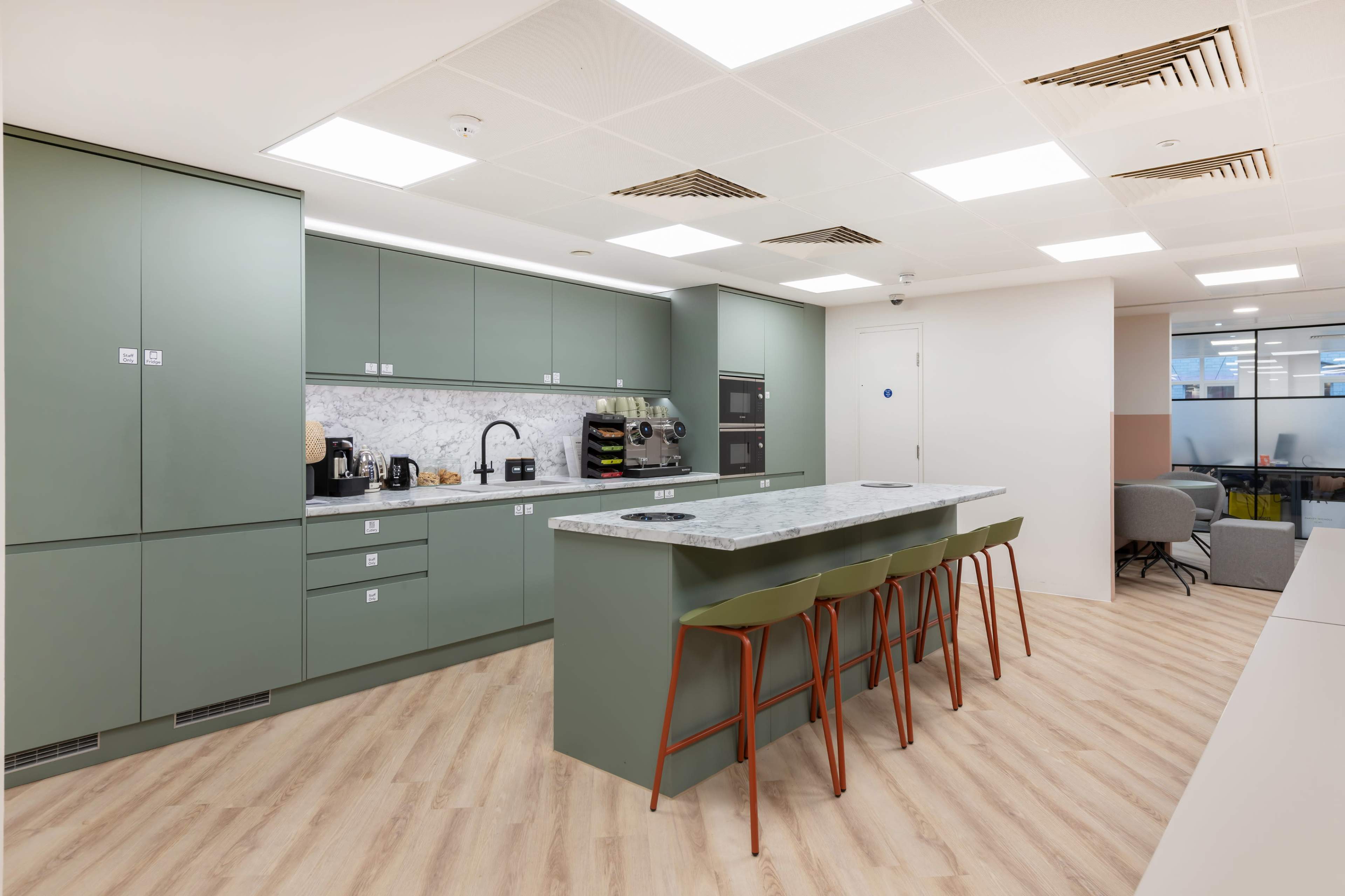 Charles Fowler, Lonodn | Off-Site | Peerspace