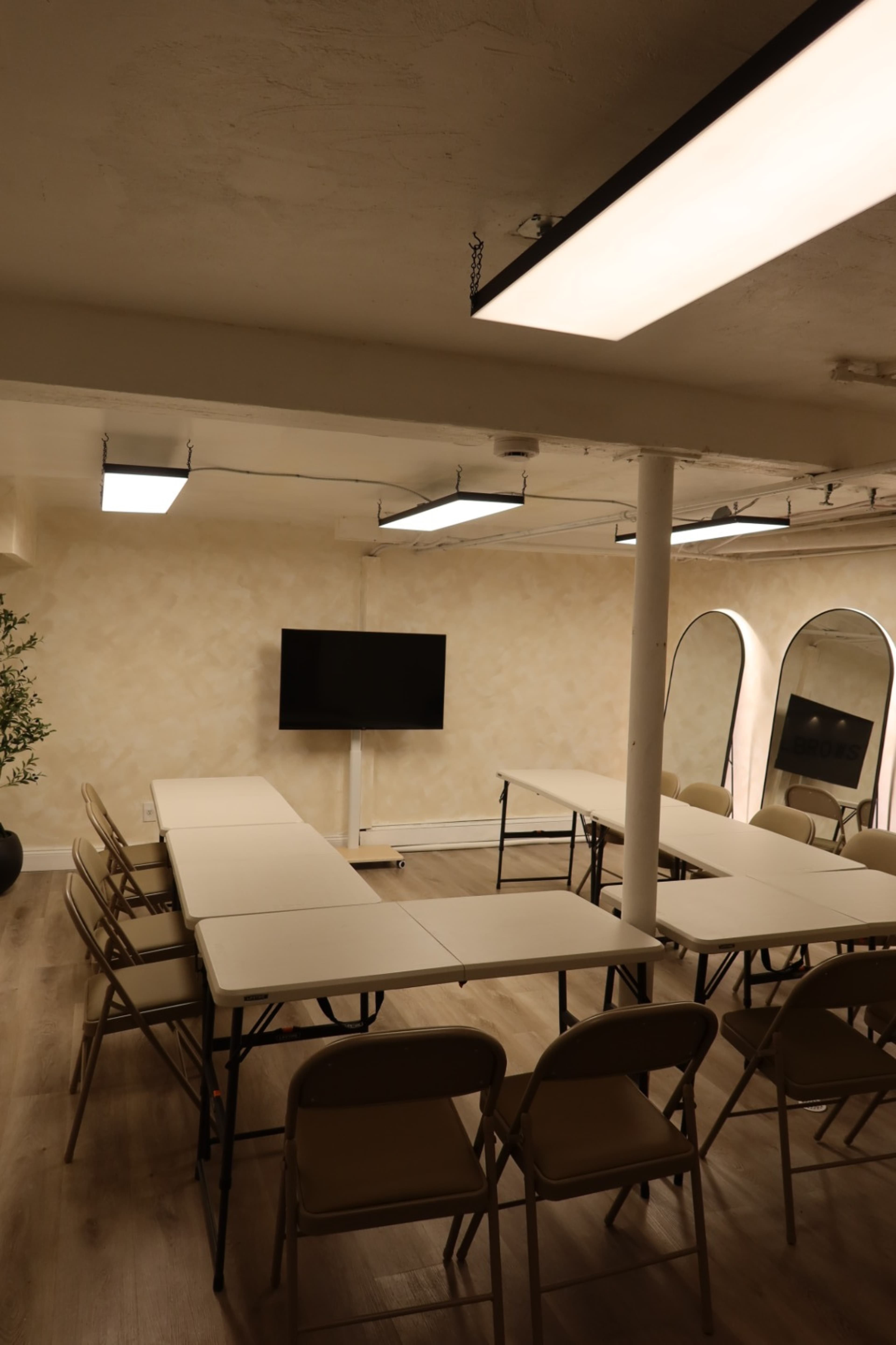 VALBROWS Training Studio | Industrial-Chic Studio in Astoria for Classes & Workshops, Astoria ...