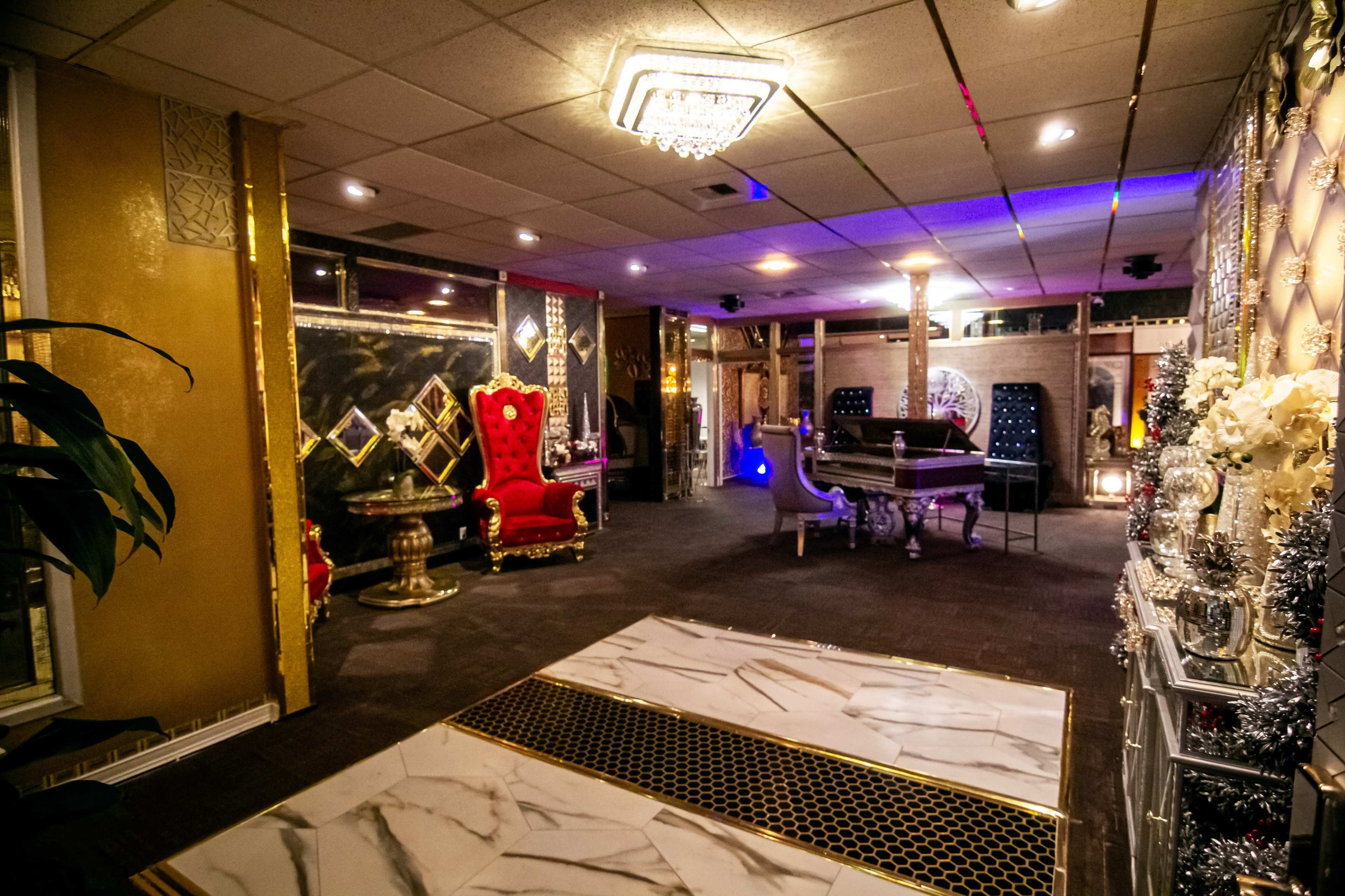 Seattle Sky Palace :Rooftop Venue Where Millionaire Dreams and ...