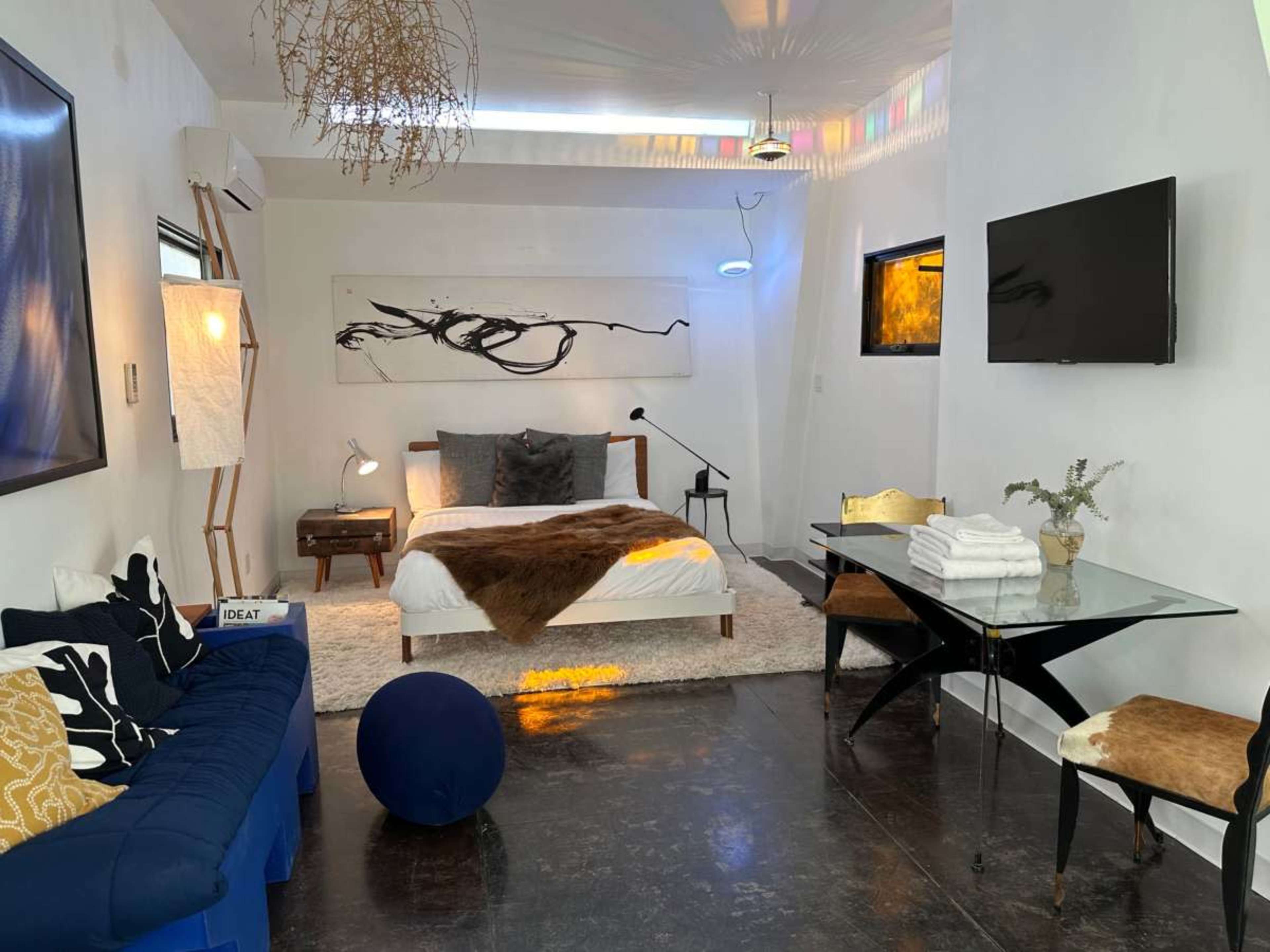 Scottsdale artist studio and exterior bespoke spaces, scottsdale, AZ ...