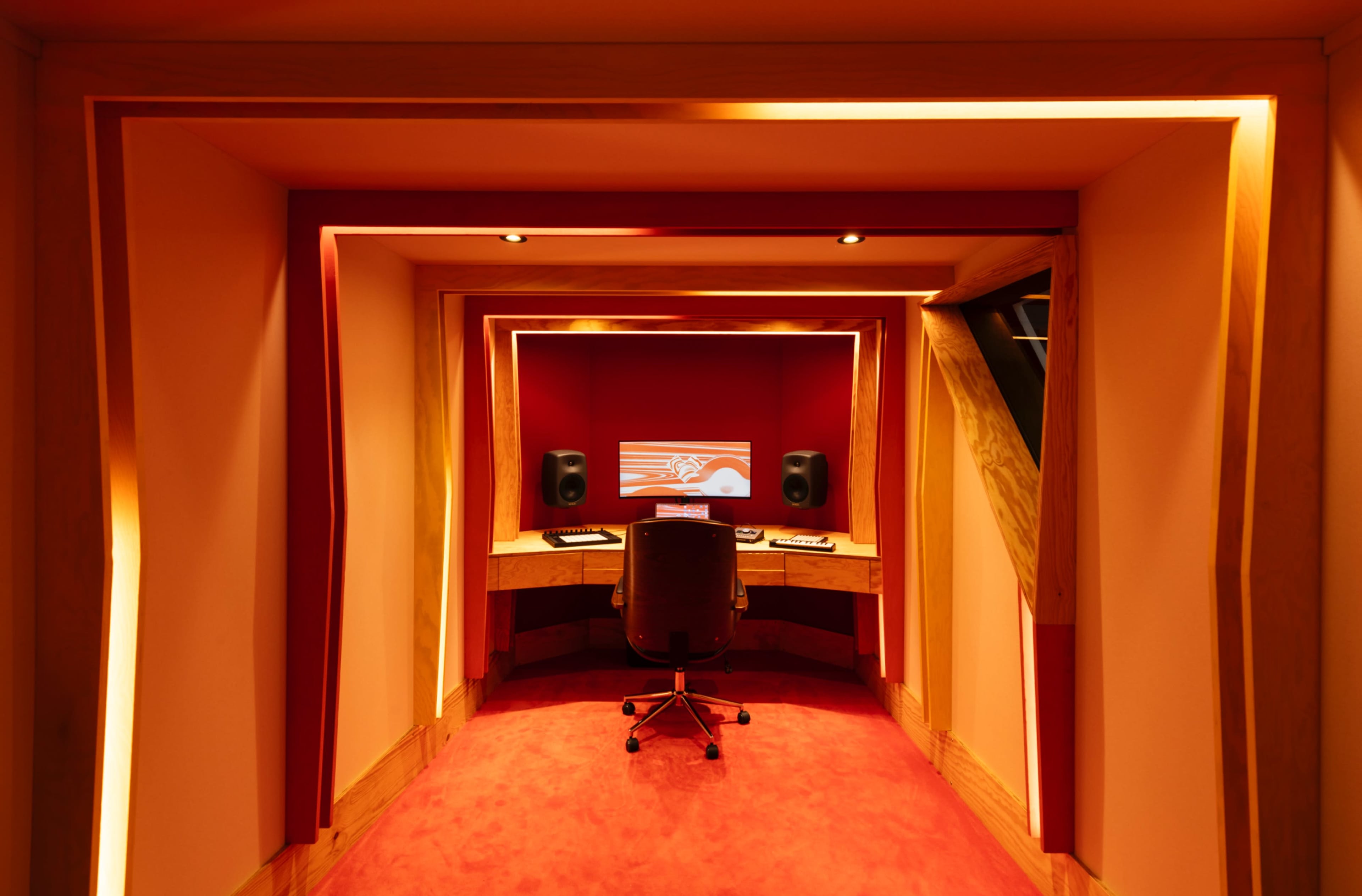 Studio acoustique haute précision – Quartier Canal Saint-Martin, Paris ...