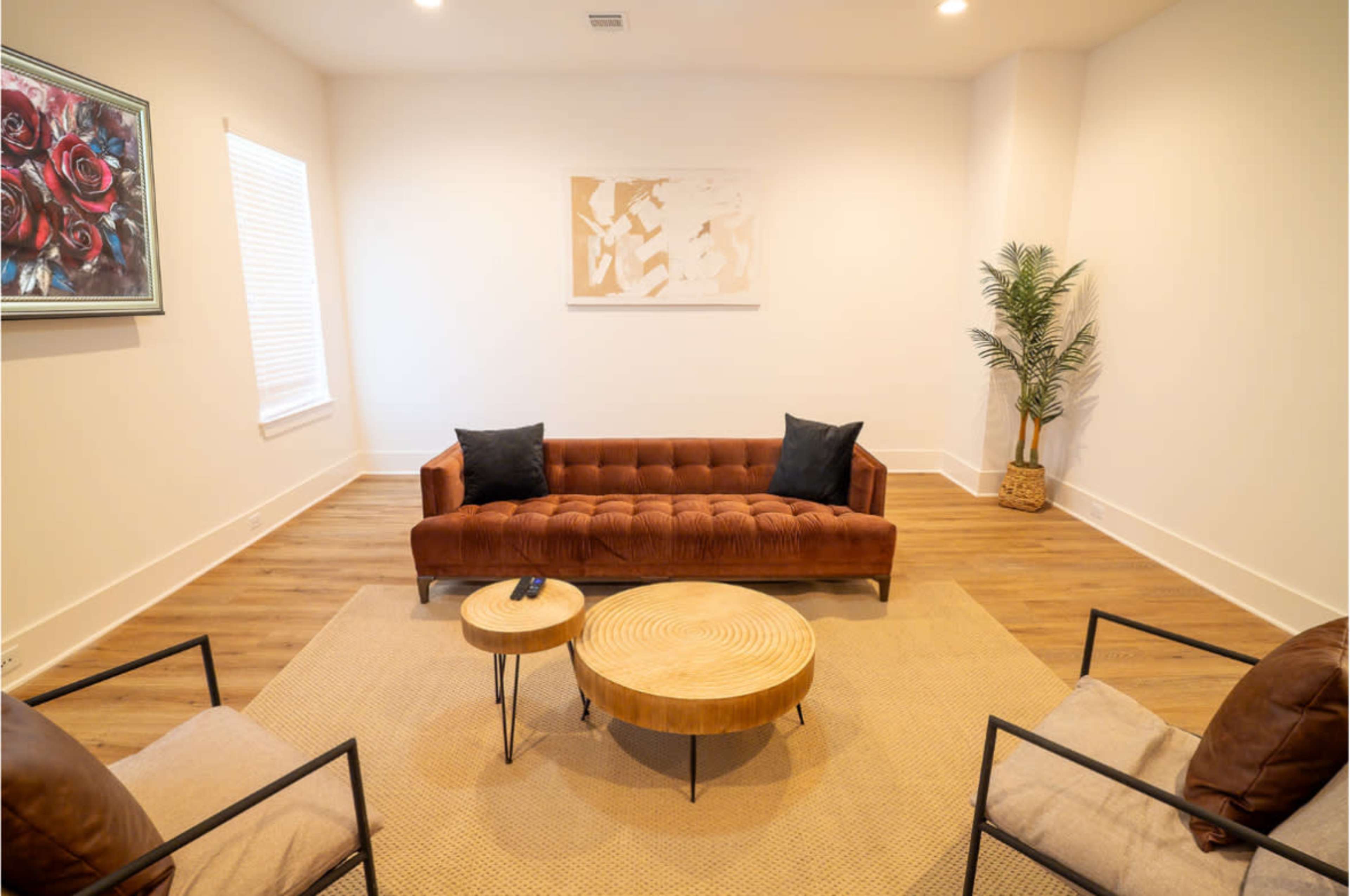 Downtown Loft with a Skyline View, Houston, TX | Production | Peerspace