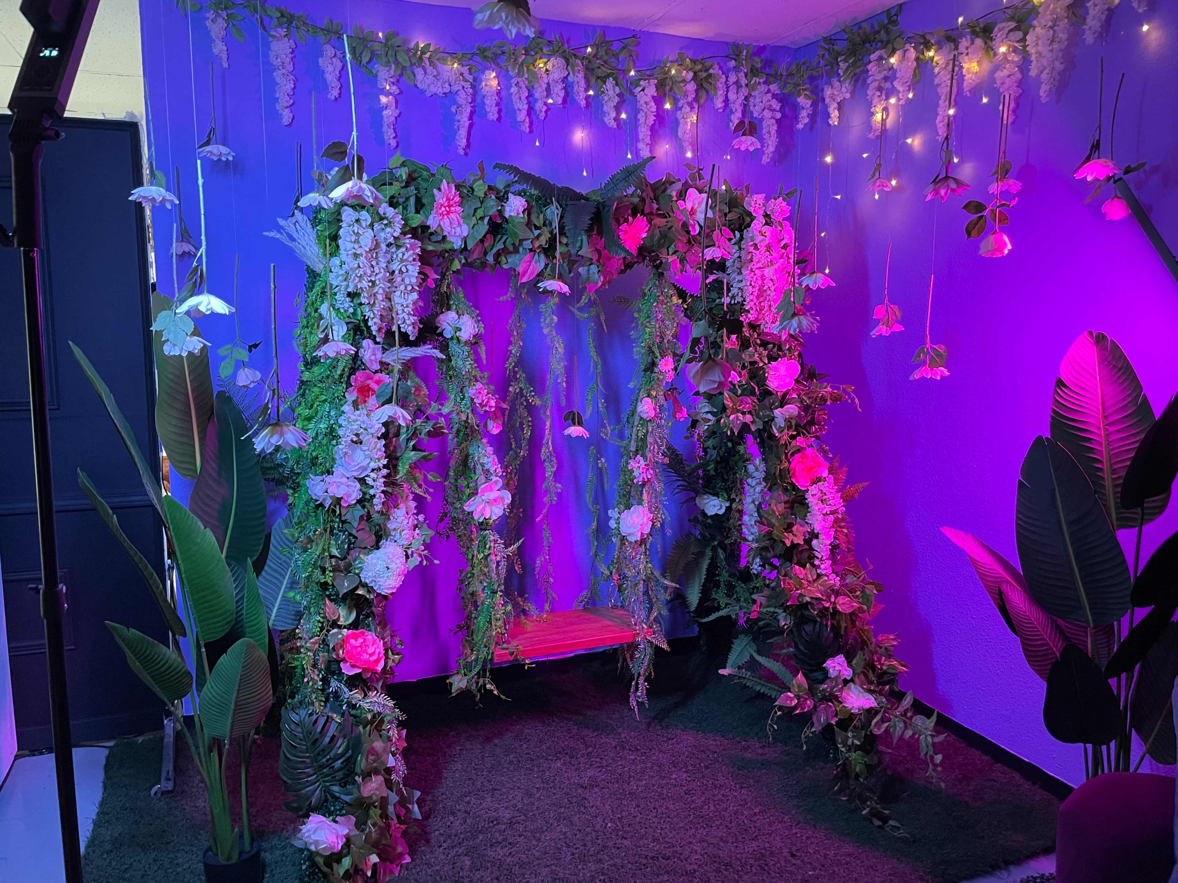 Multiple backdrops and immersive rooms, San Antonio, TX | Production ...