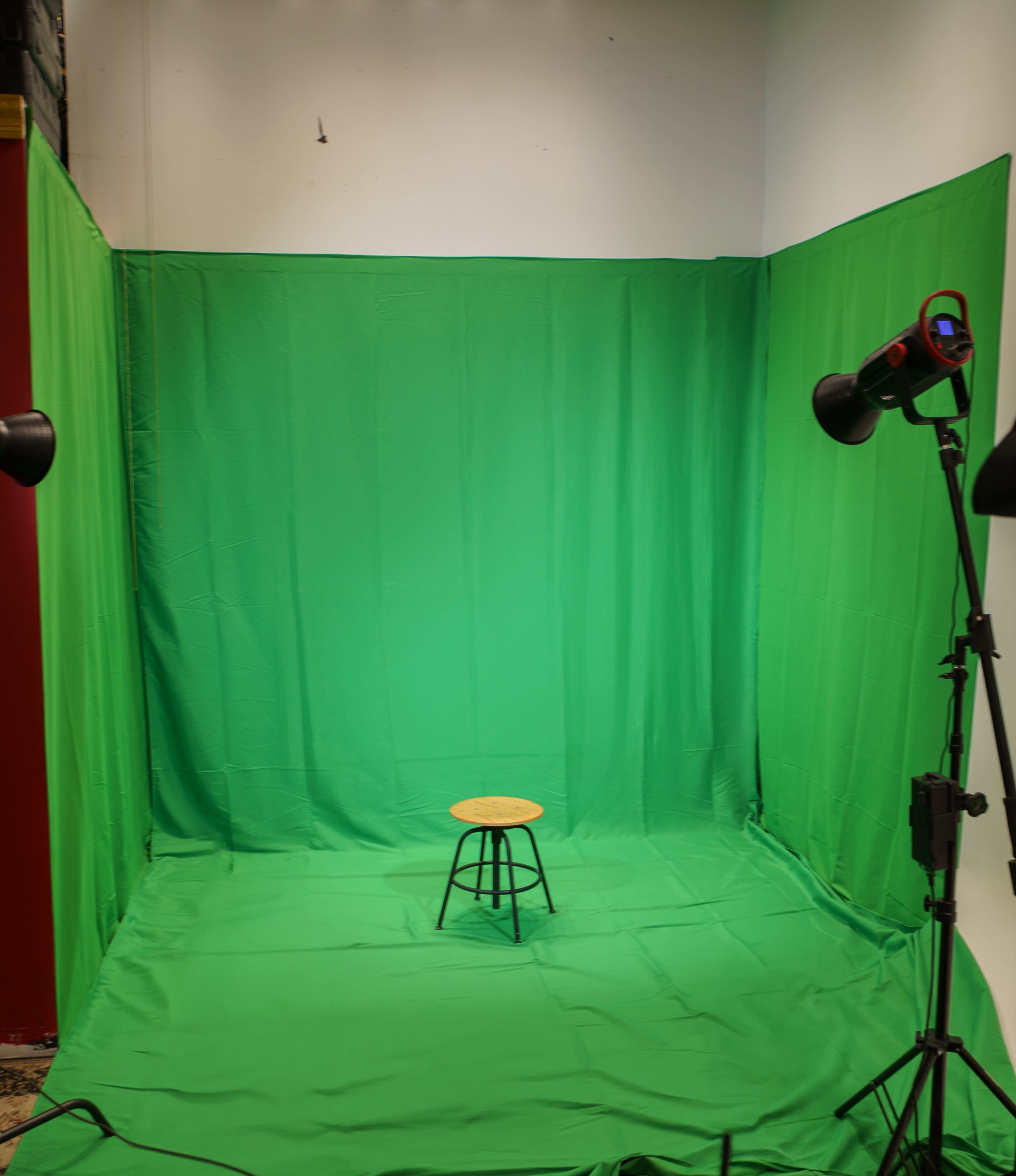 Otter House | Photo & Video Studio w/ Full Cyc Wall & Green Screen Area ...