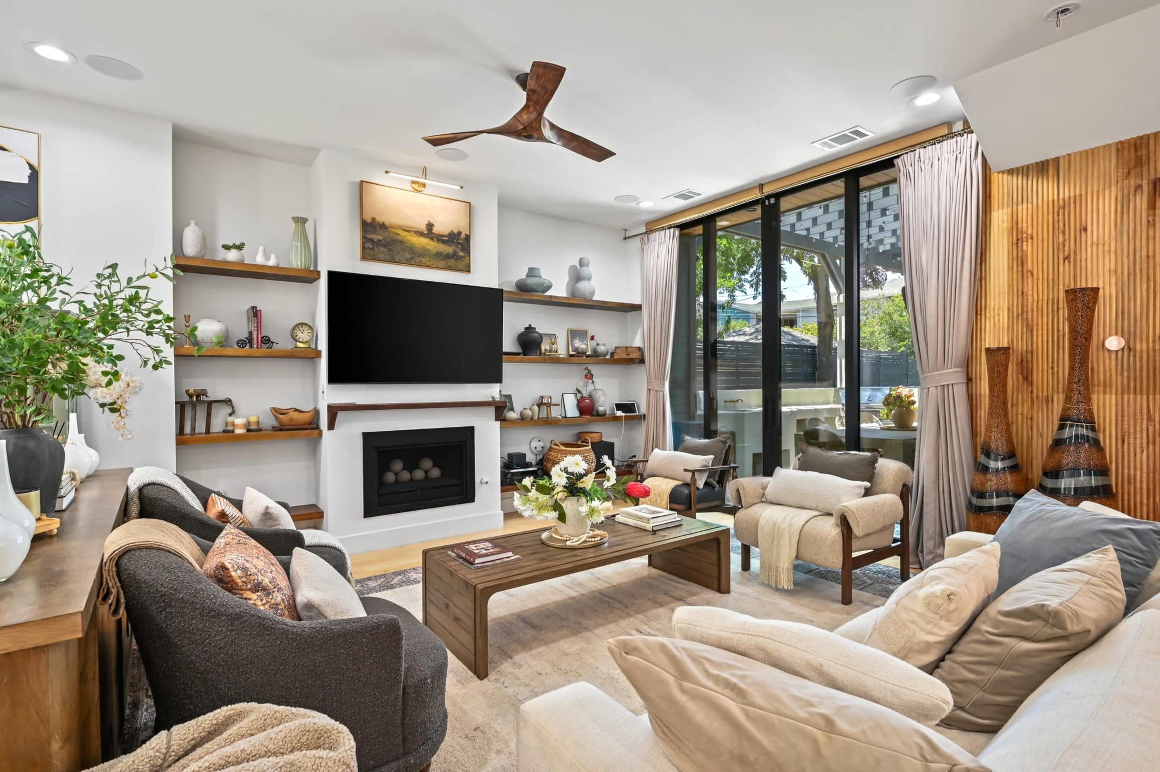 Elevate Urban Hospitality | California Eclectic Designer Home with ...