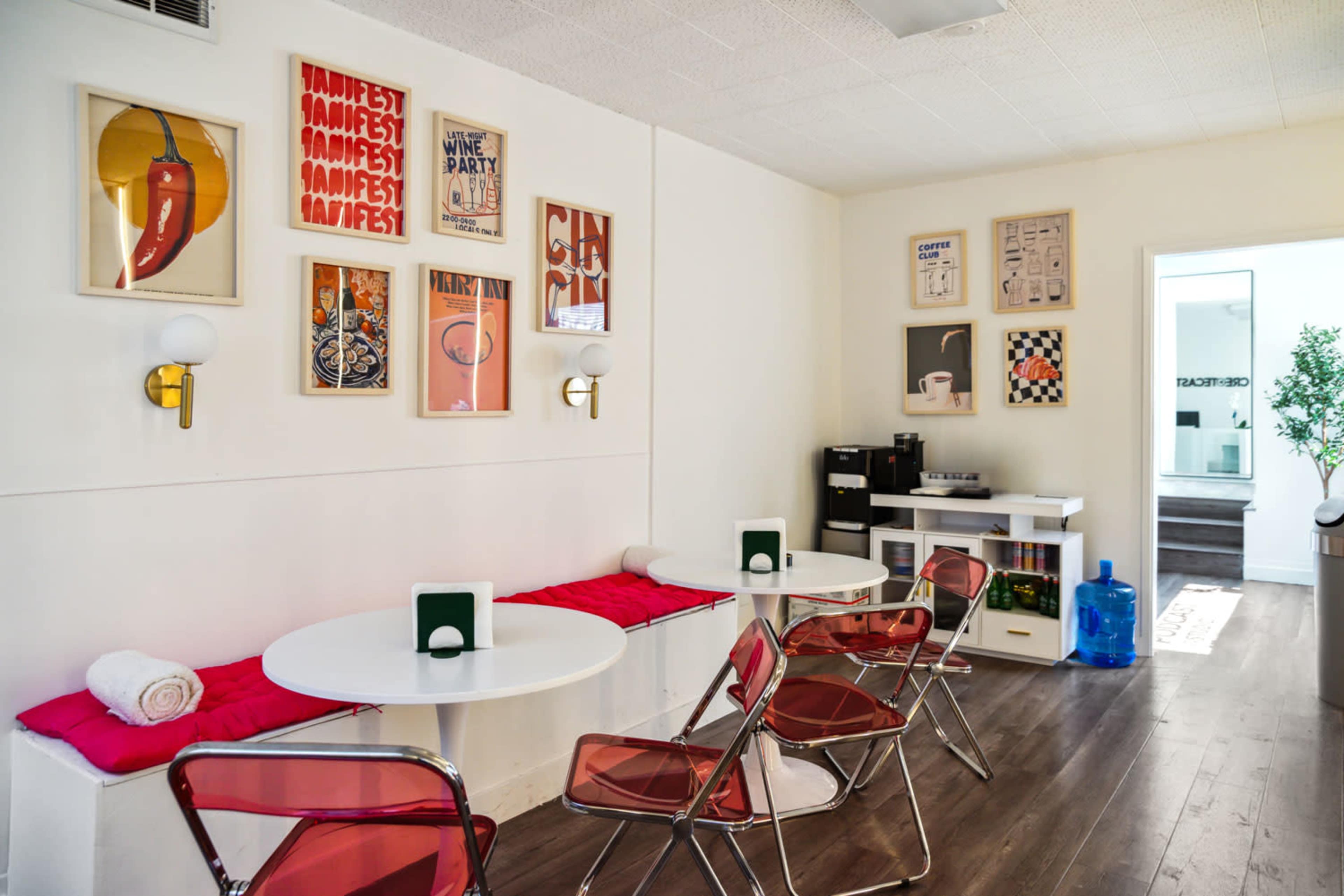 Creative Lounge & Meeting Space, Los Angeles, CA | Off-Site | Peerspace