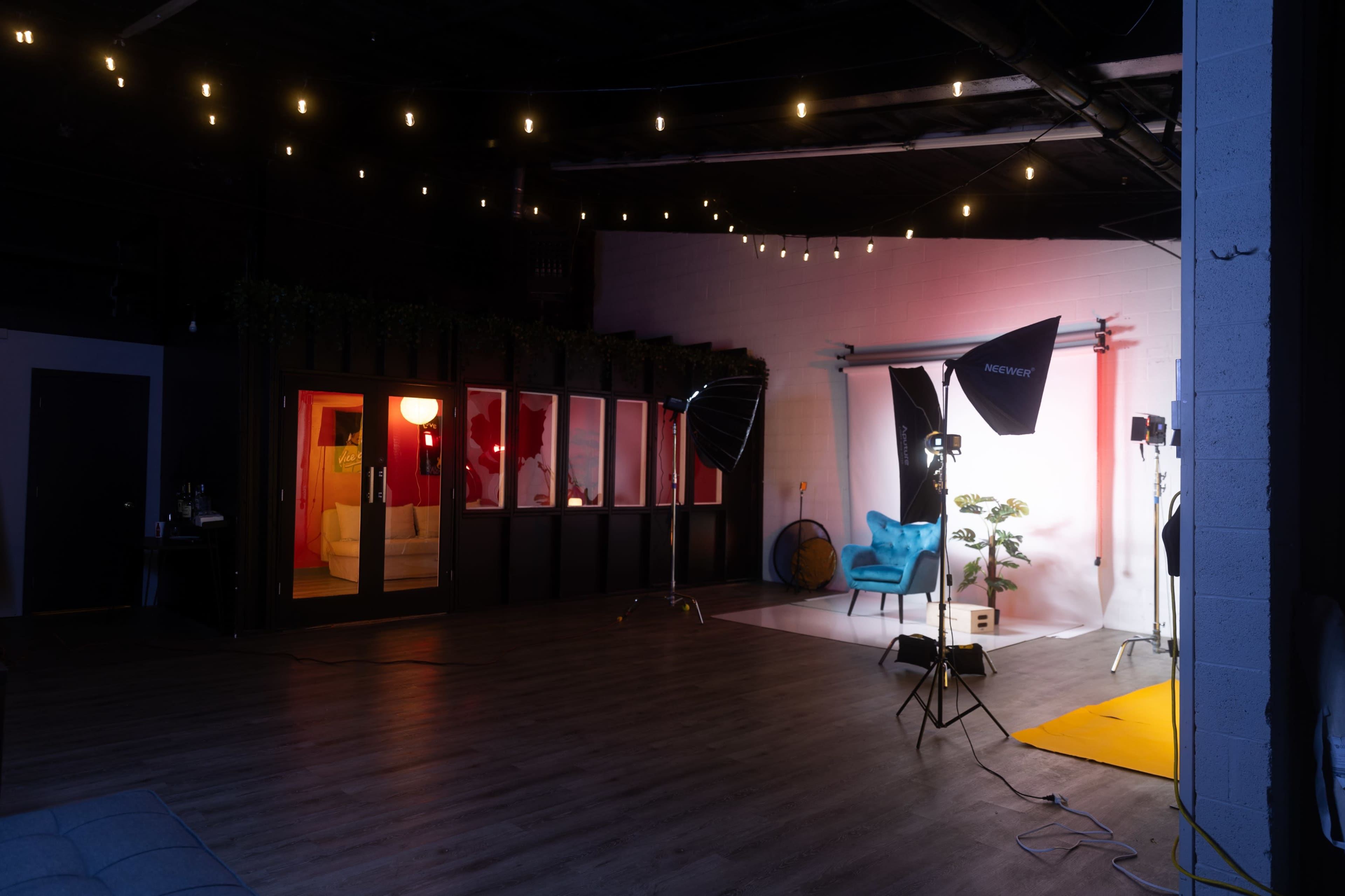 Rich House Creative Studio | Urban Creative Photography Studio/Event ...