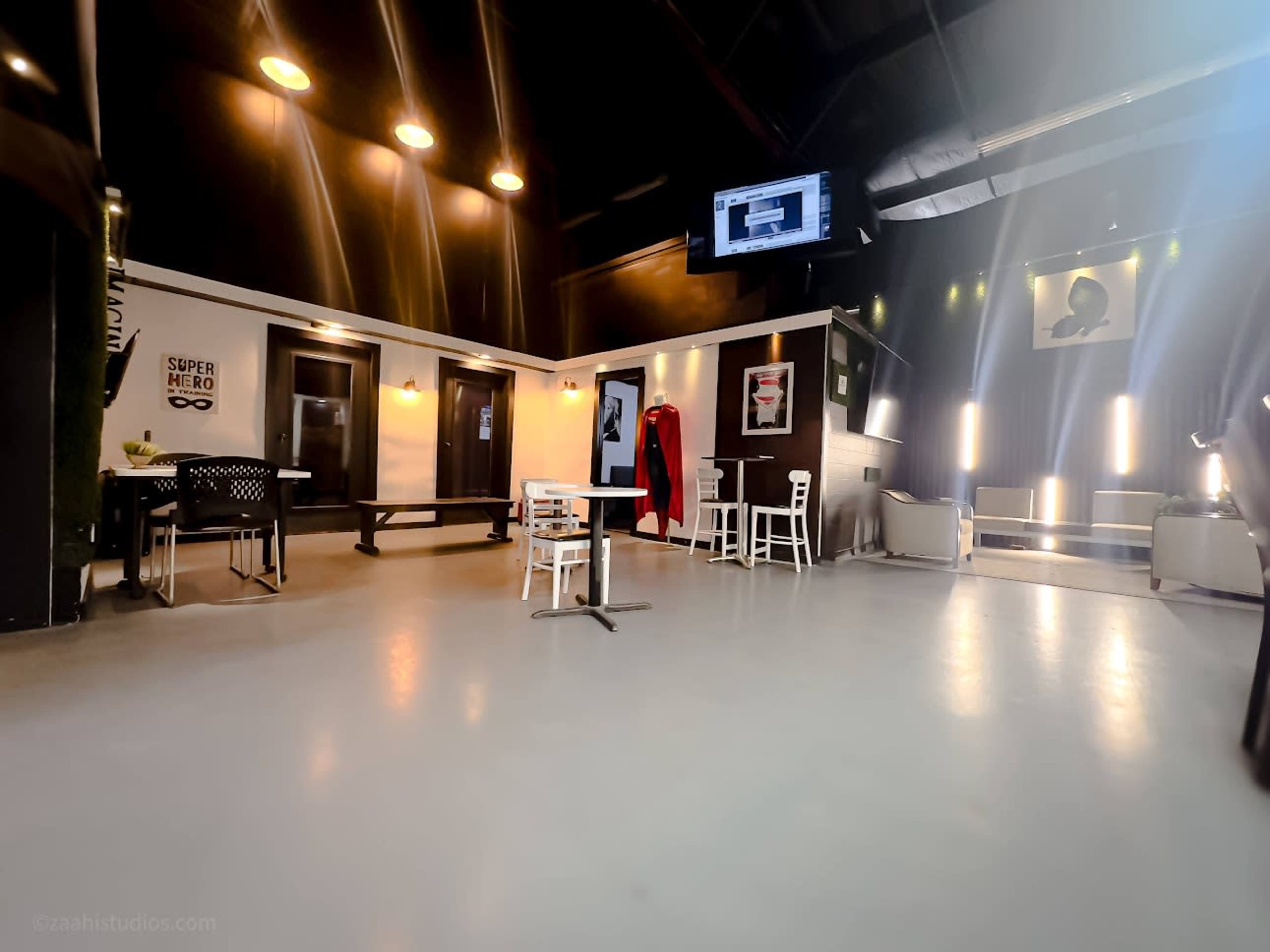 Production Studio White Cove, Indianapolis, IN | Production | Peerspace