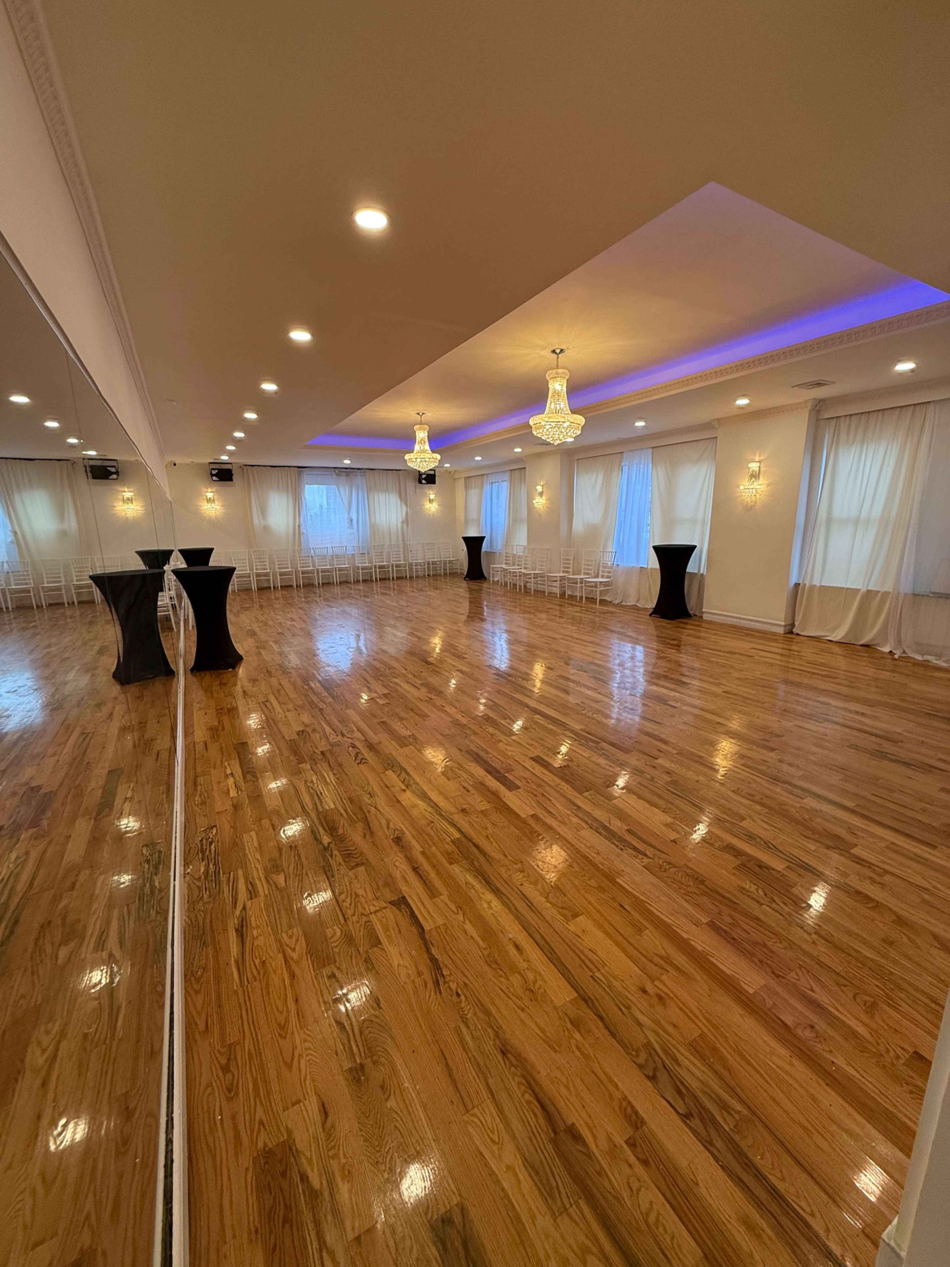 Sunset Social House | Inspire Connection & Creativity — A Modern Event ...