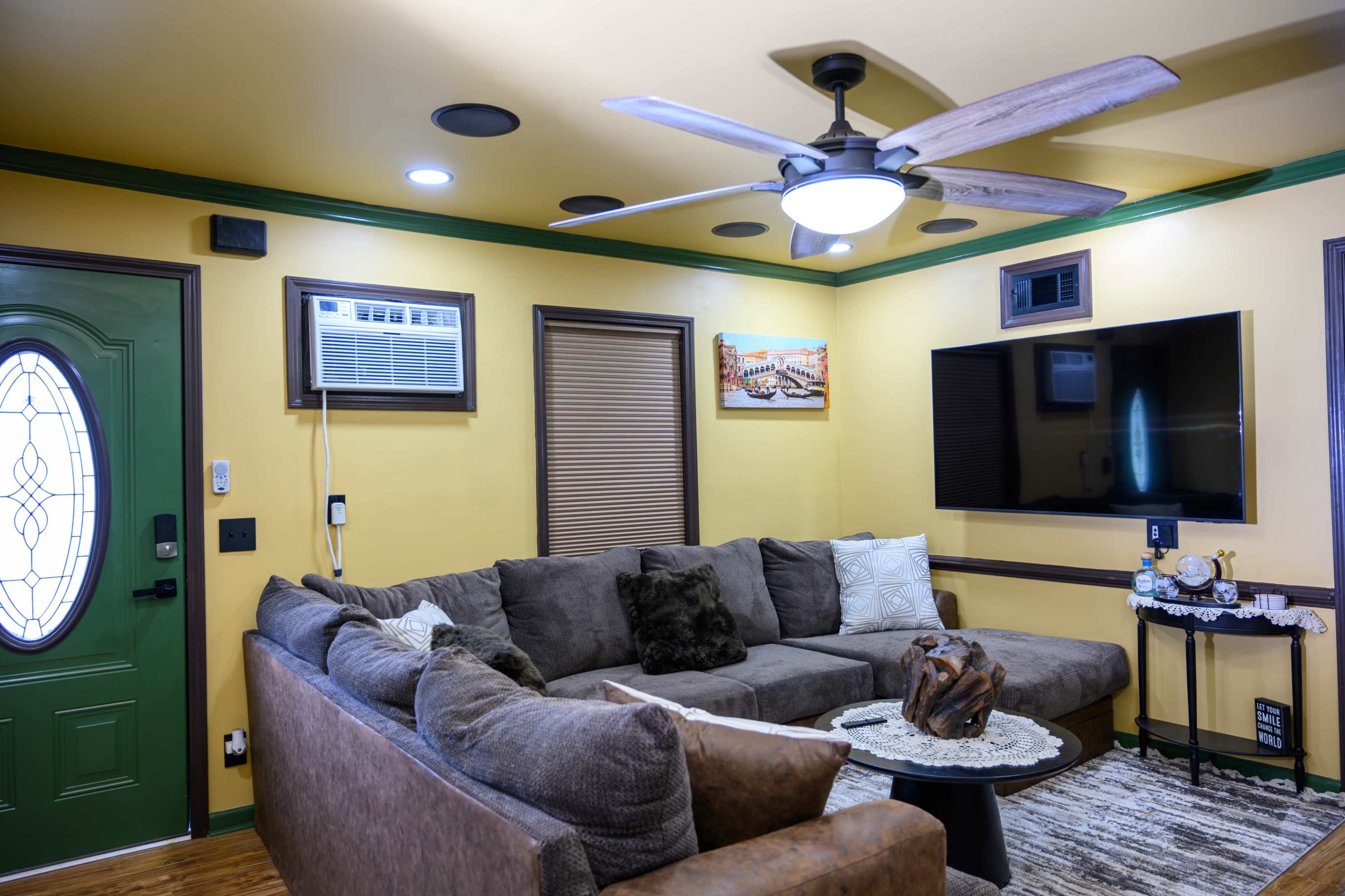 The Emerald Den | The Emerald Den – Bold & Cozy | Content-Ready Creative Space in West Columbia ...