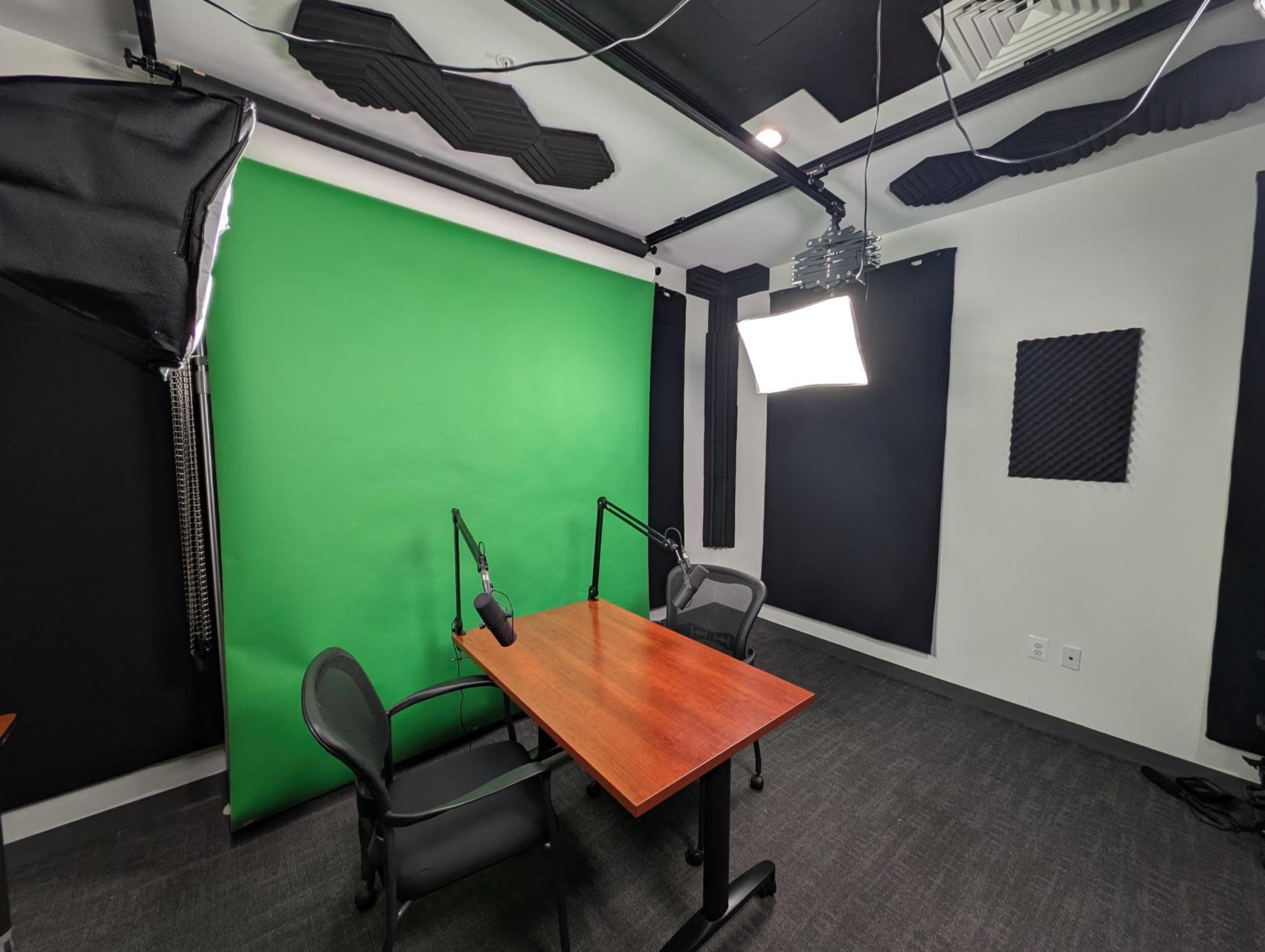 Highgear Studio by Interclypse | Plug-and-Play Production Studio for ...