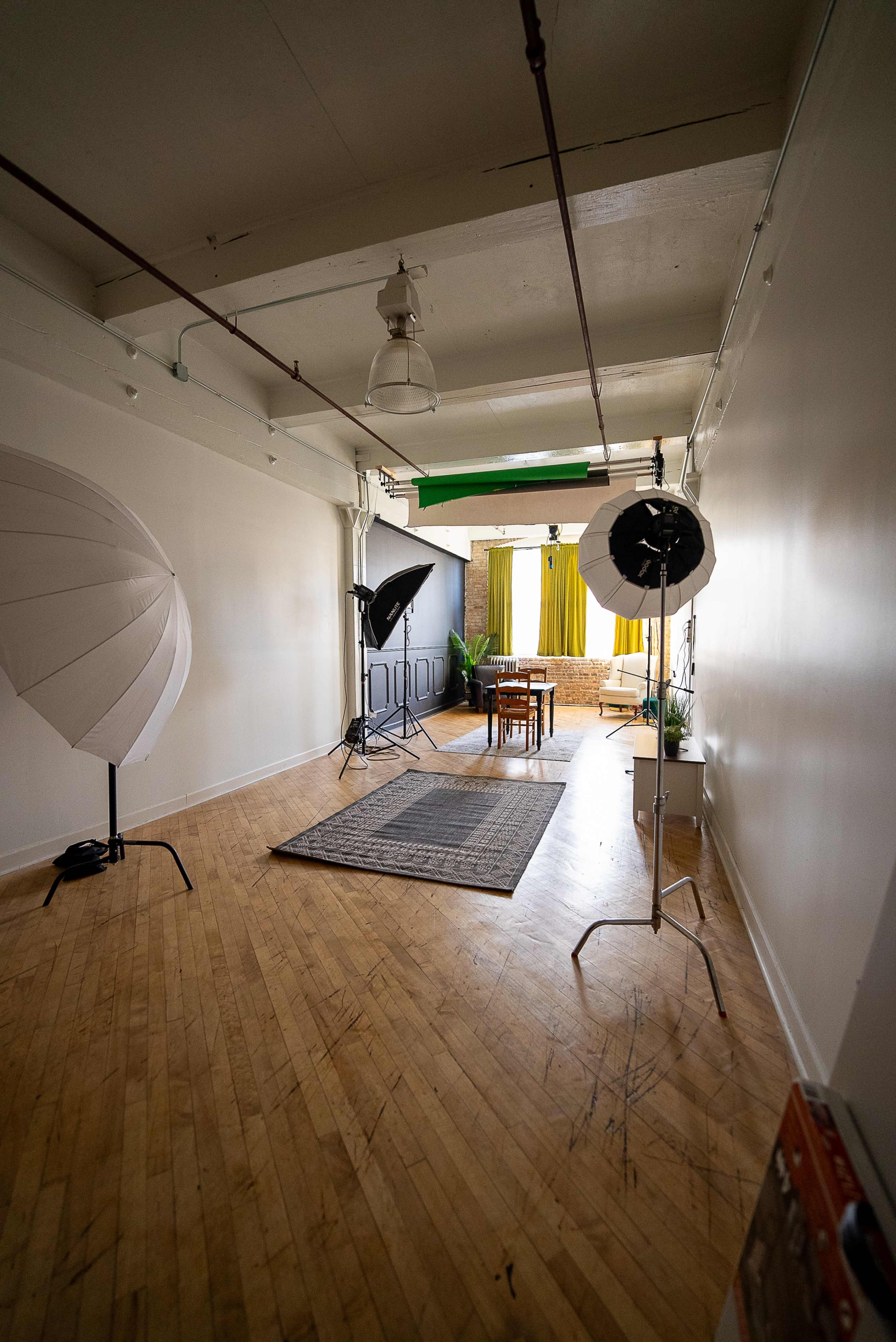 Holy Cow Productions | Downtown Modern Spacious Studio, chicago, IL ...