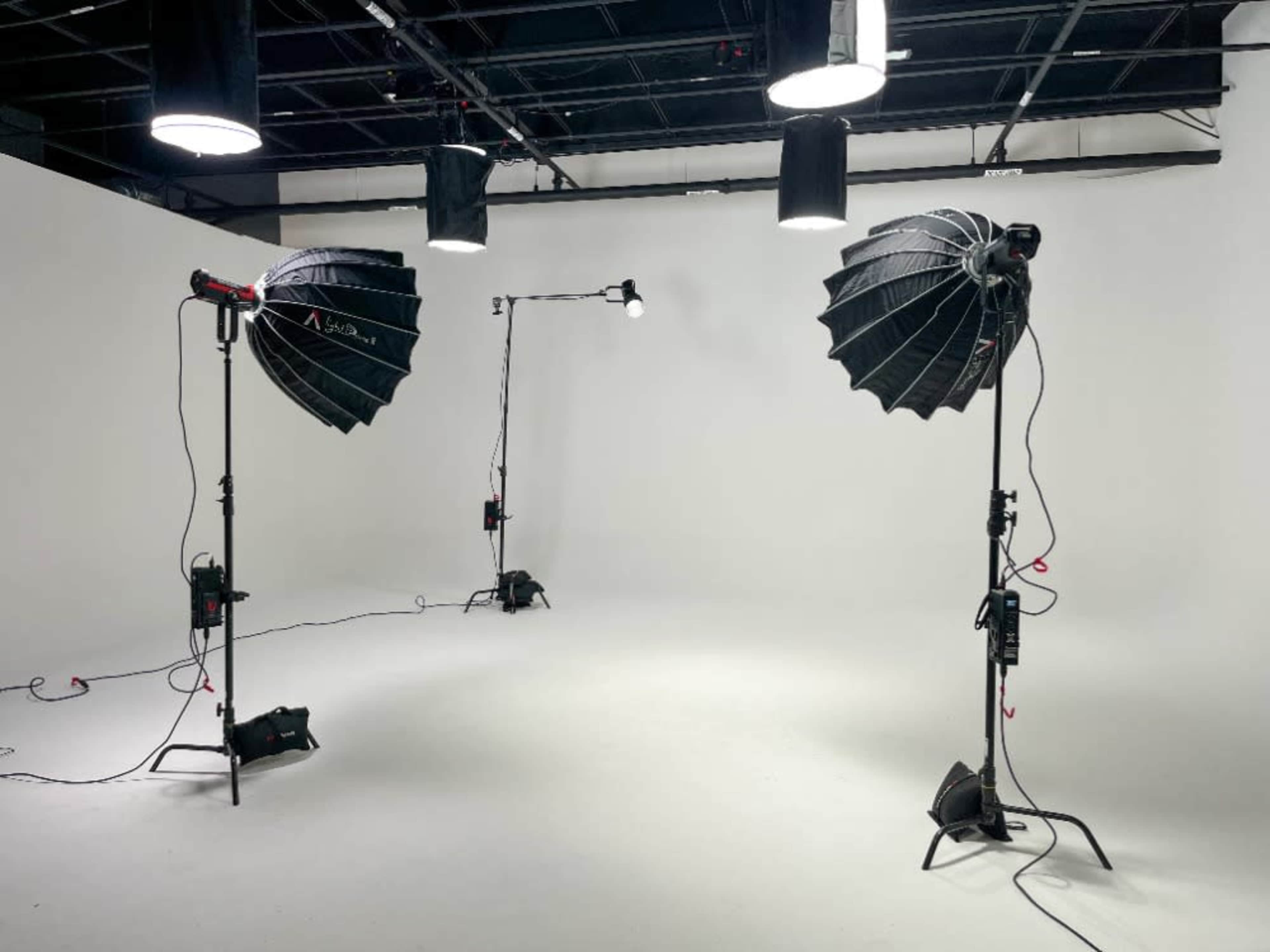 Production Studio with Cyclorama, Sacramento, CA | Production | Peerspace