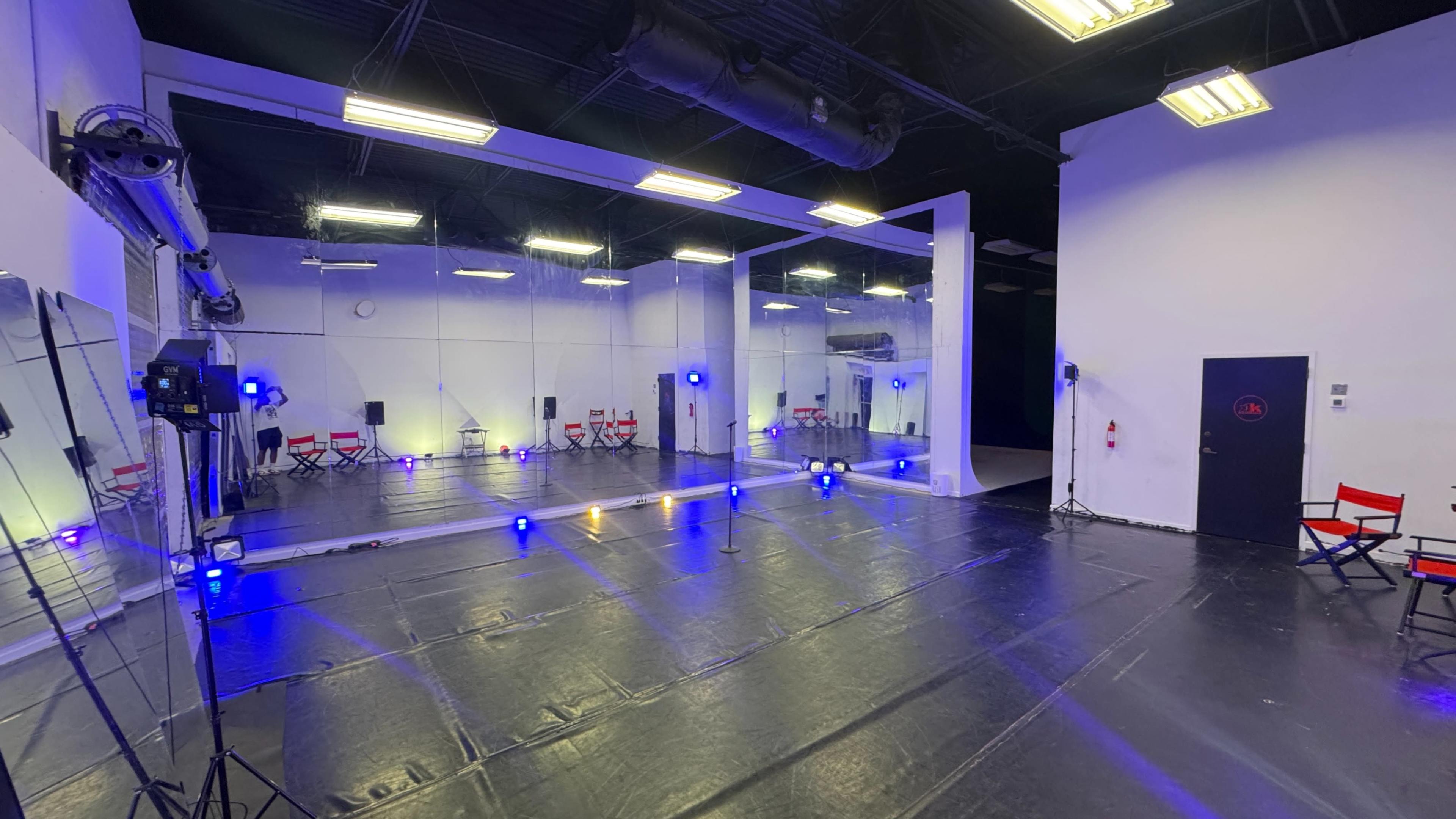 KK Entertainment Studioz | ENTIRE 3500 Sq ft Creative Space Green ...