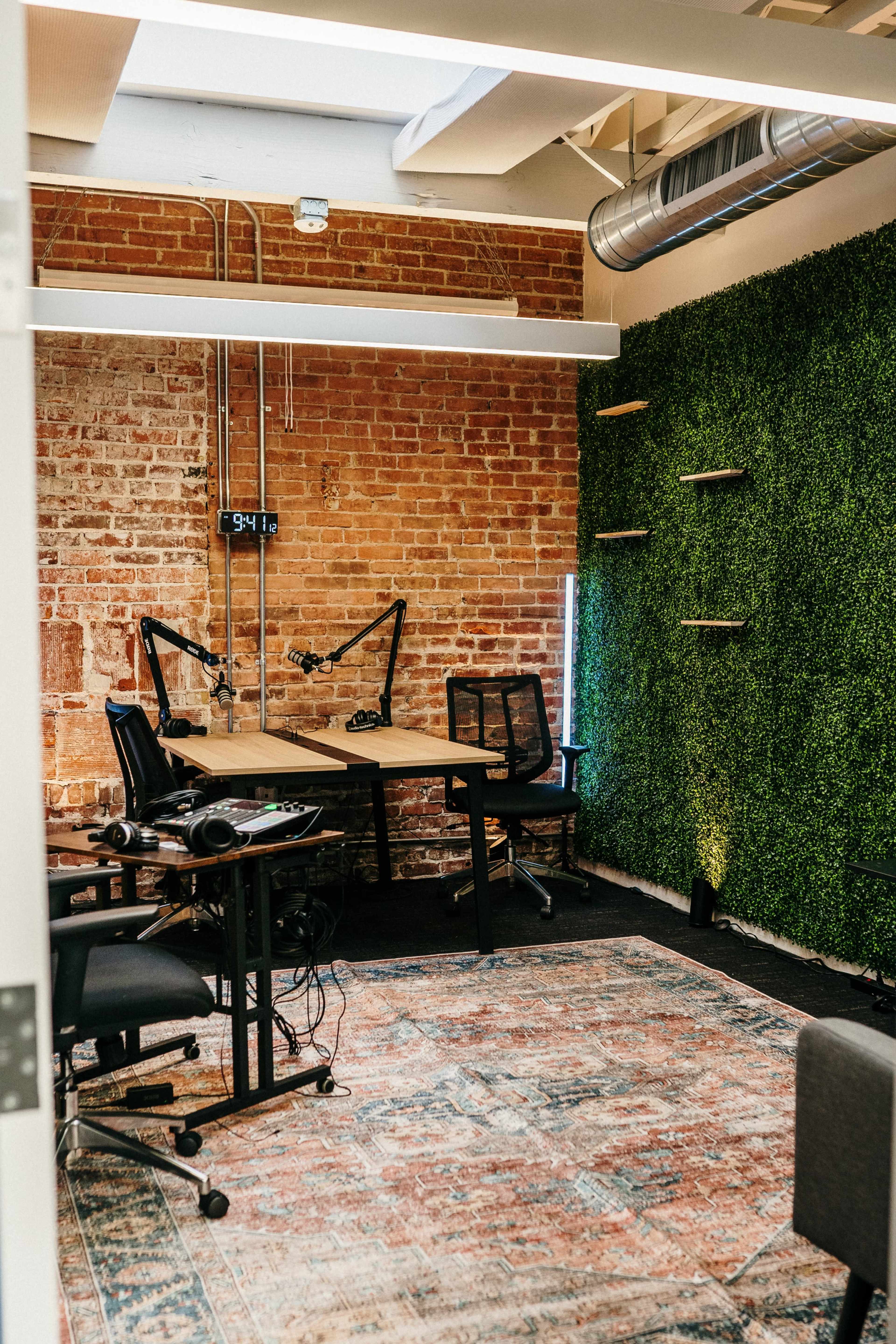 Modern DIY Podcast Studio, Pasadena, CA | Production | Peerspace