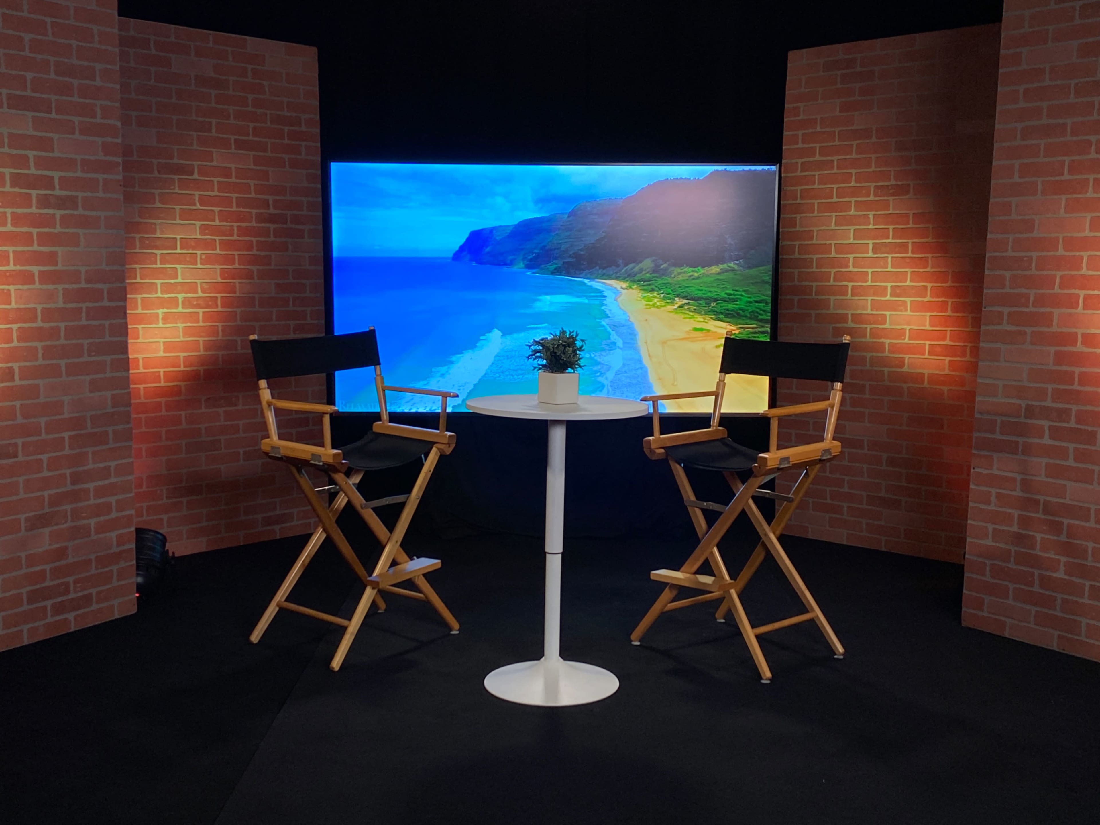 Podcast Studio, Sound Proof, Pre-lit., Burbank, CA | Off-Site | Peerspace