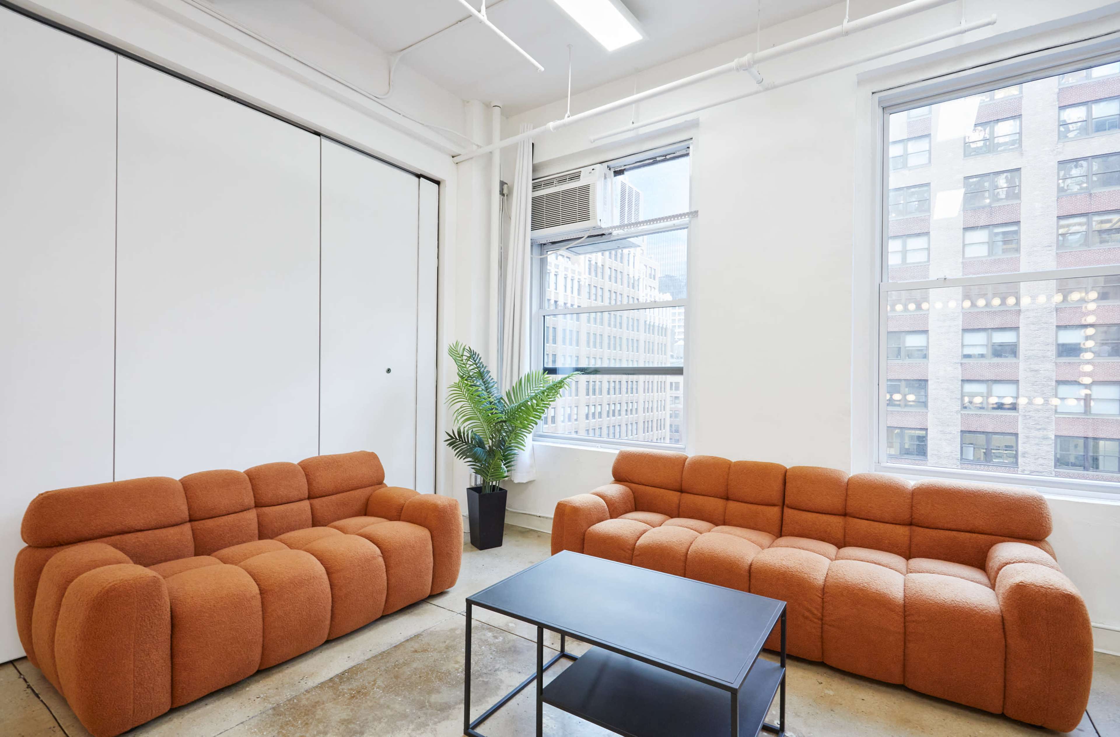 14B Huge Studio Manhattan City Views + Free EQ, NEW YORK, NY ...