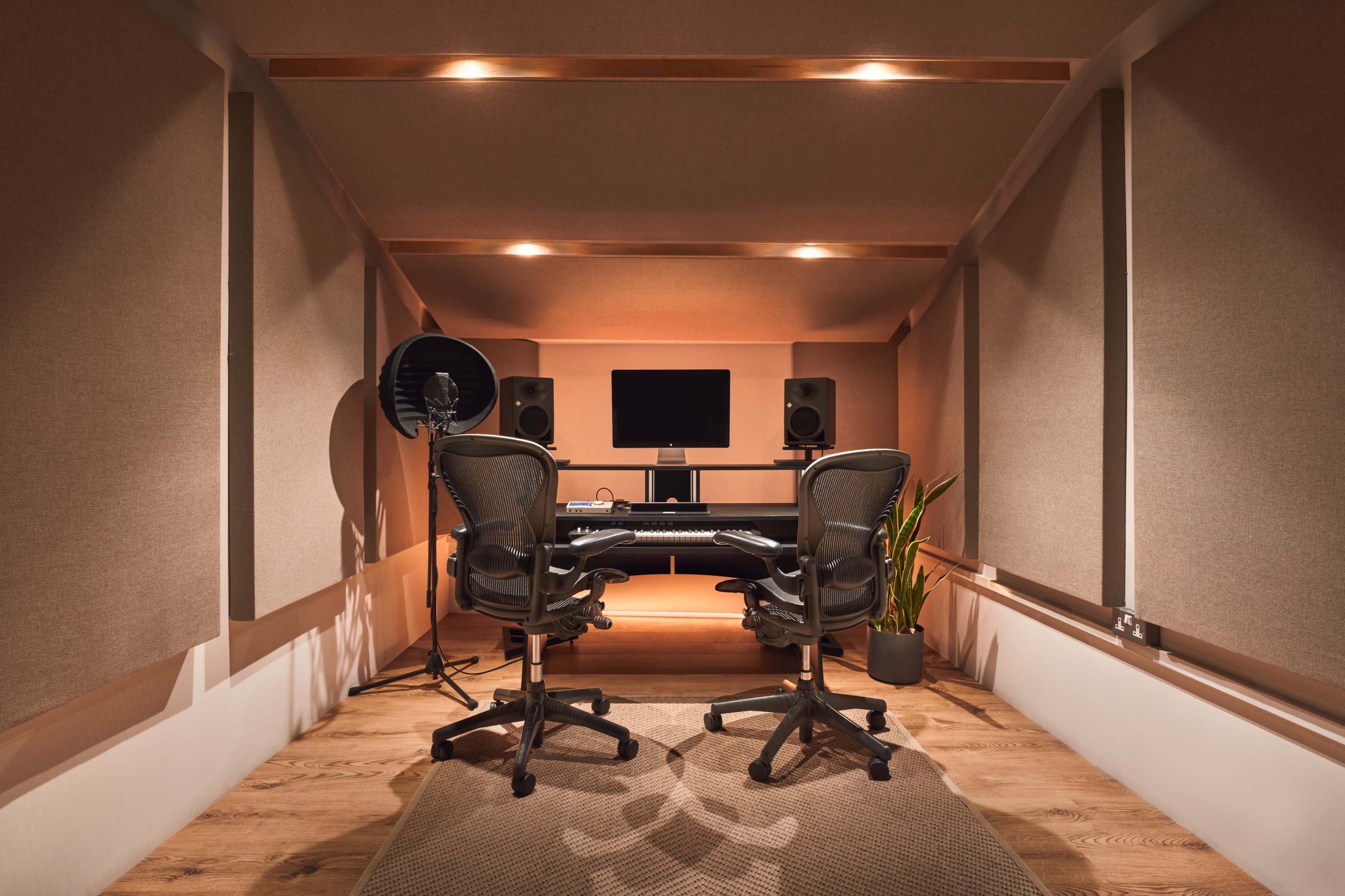 Writing & Production Room, London | Production | Peerspace