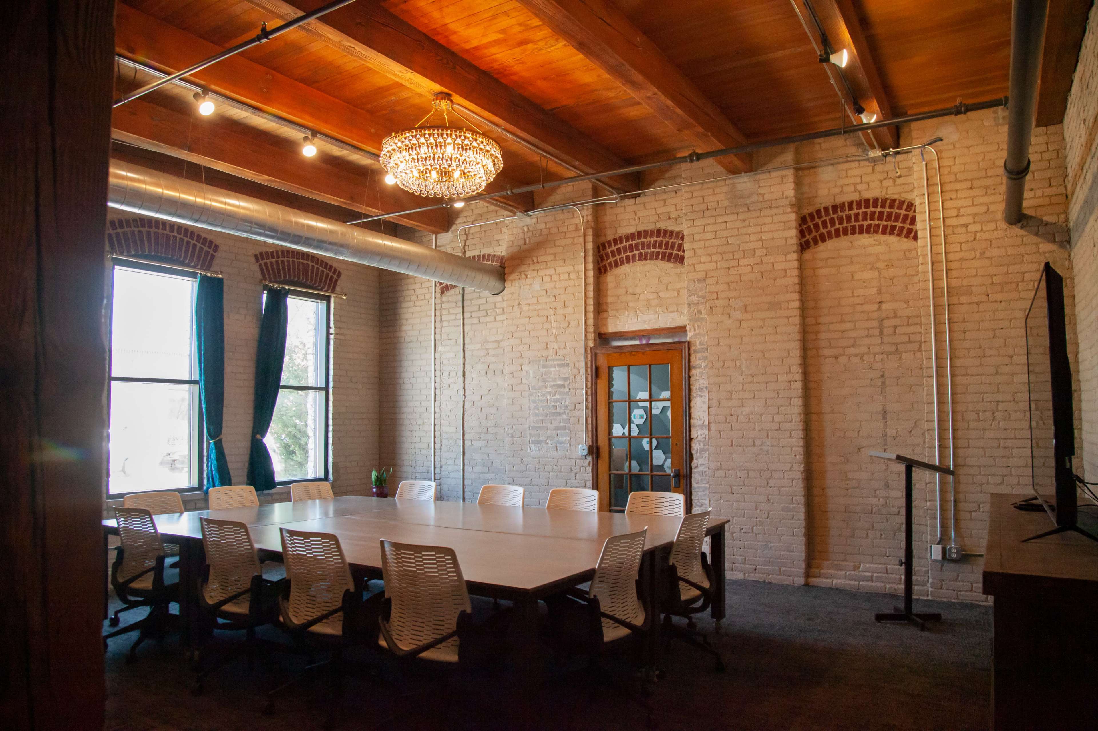 NE Mpls Meeting Space with Beautiful Brickwork and Beams, Minneapolis ...