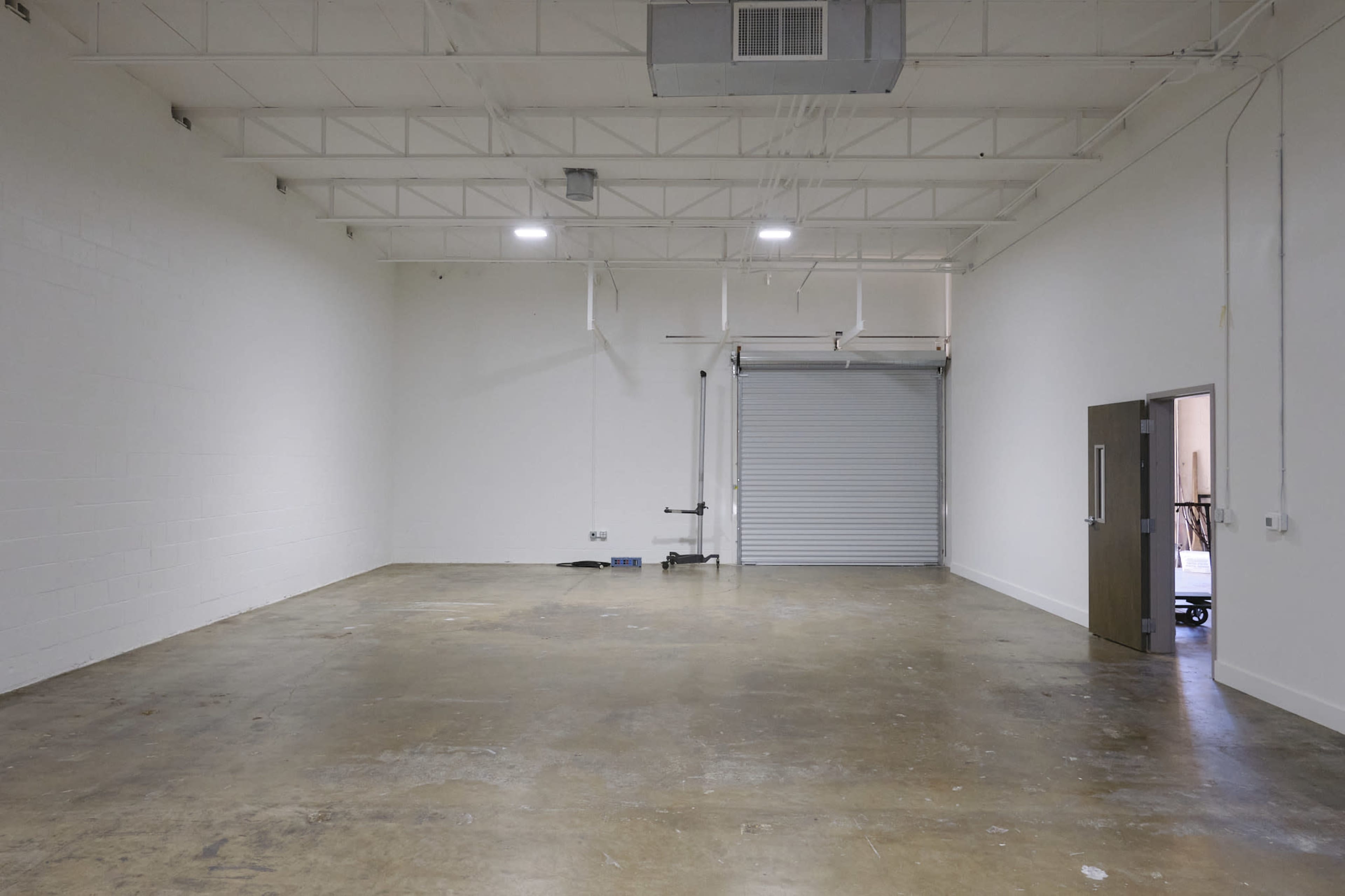 Dallas Design District Photo Studio, Dallas, TX | Production | Peerspace