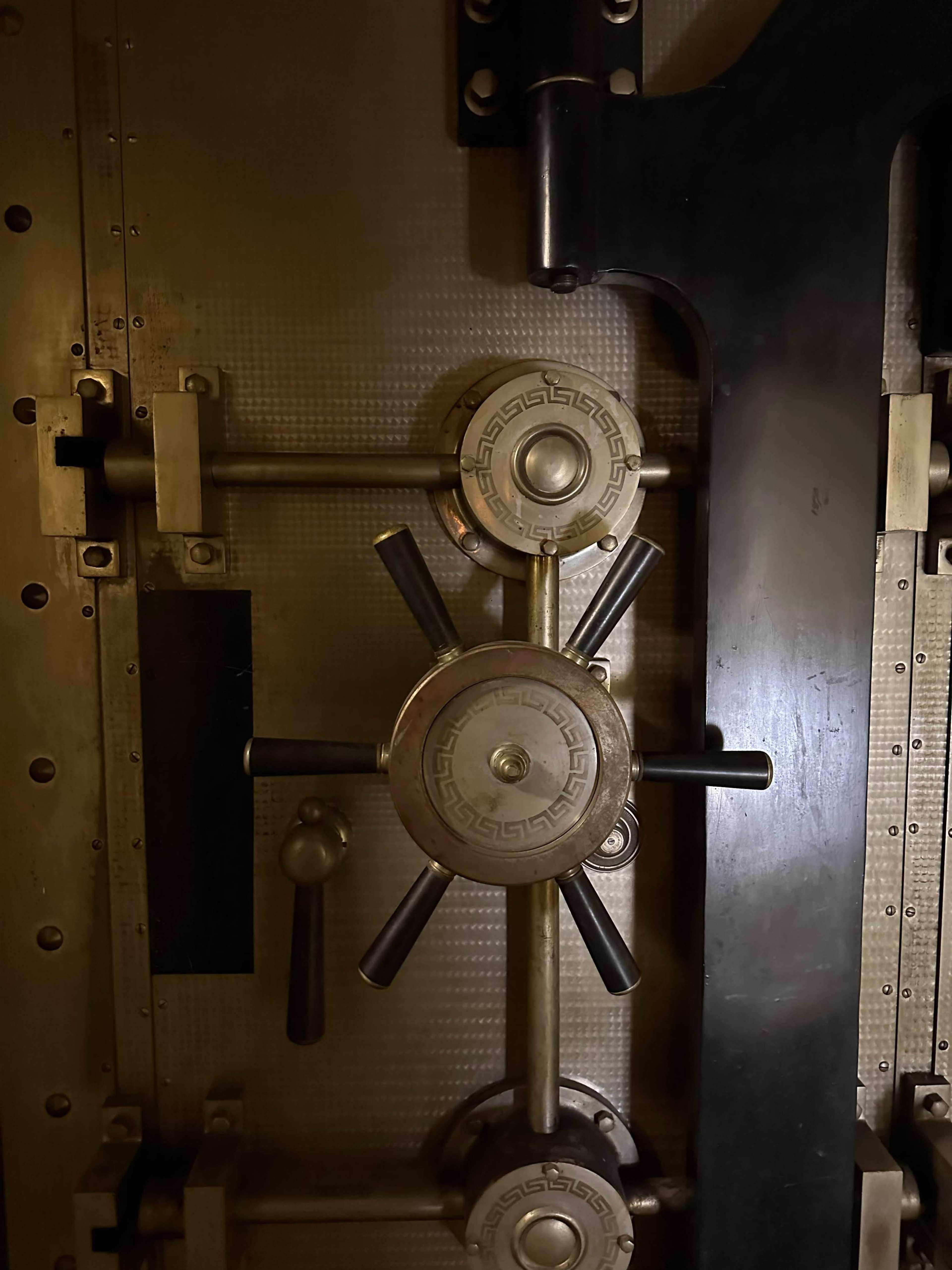 Historic Bank Building and Vault, Orange, CA | Production | Peerspace