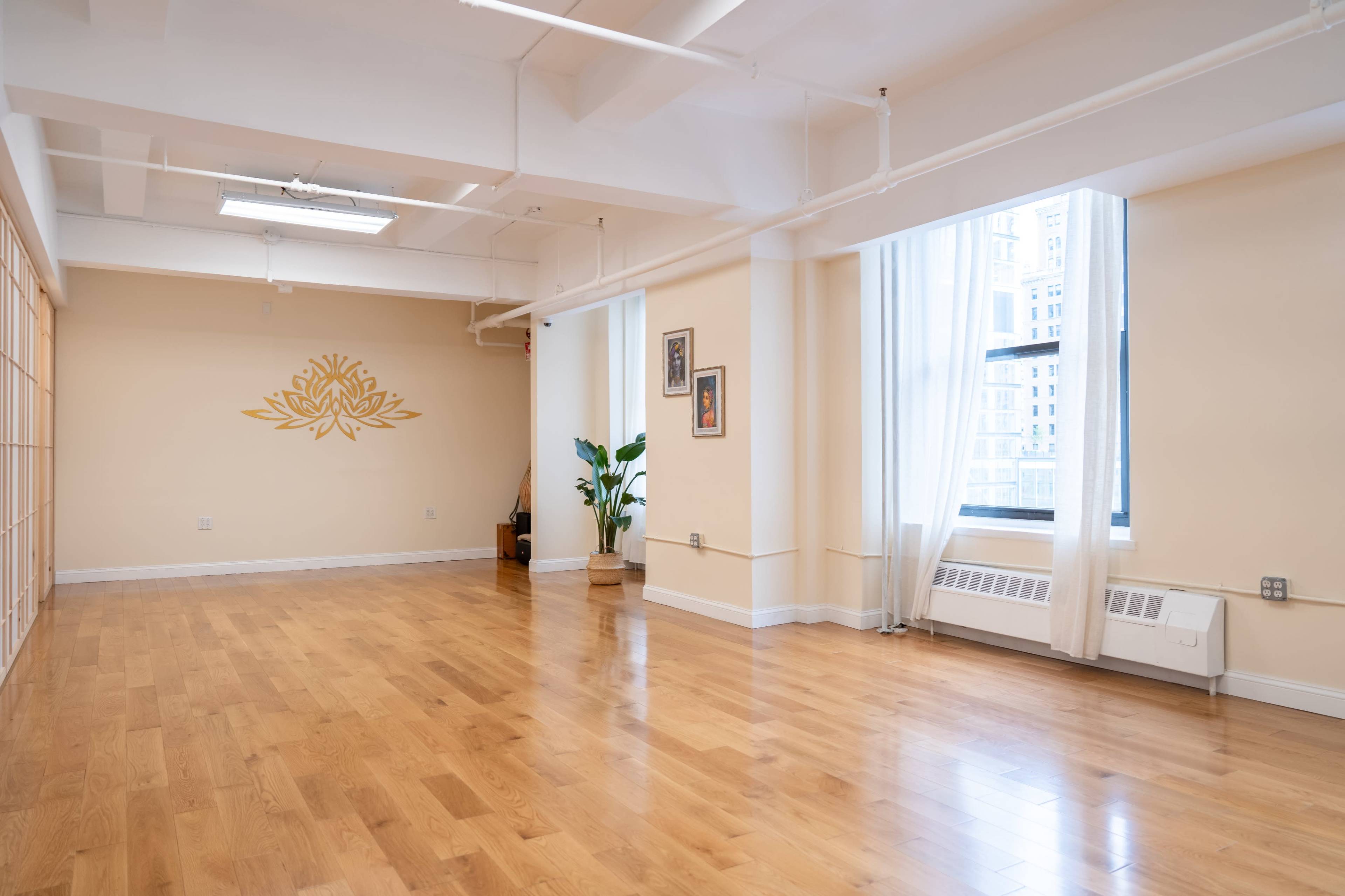 Bright & Airy Production Studio in Chelsea, New York, NY | Production ...