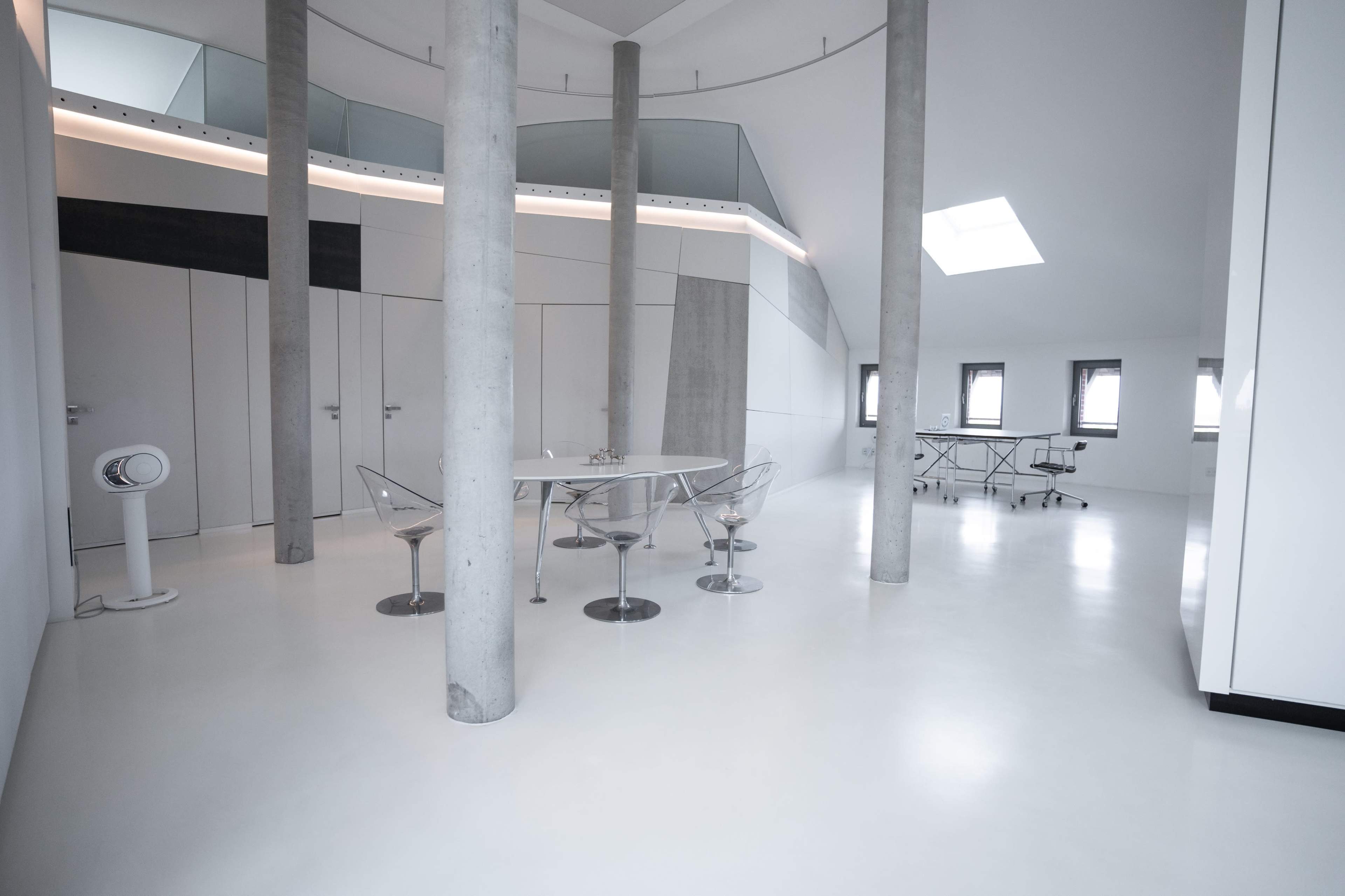 Cosmic Chic Penthouse mit Blick auf die Skyline, Berlin | Production ...