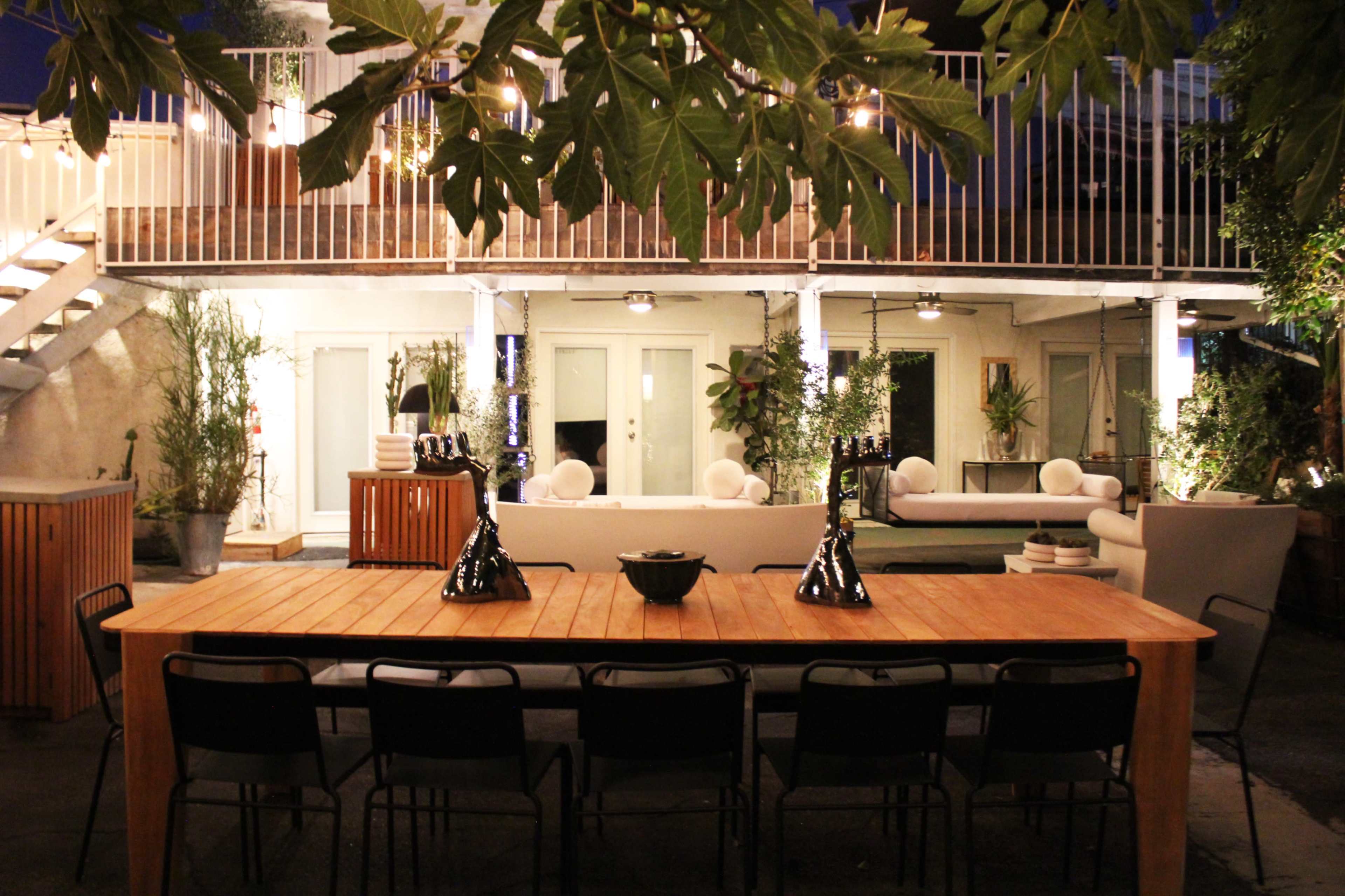 Collective Arts Incubator | Designer Courtyard in Art Collective, Los ...