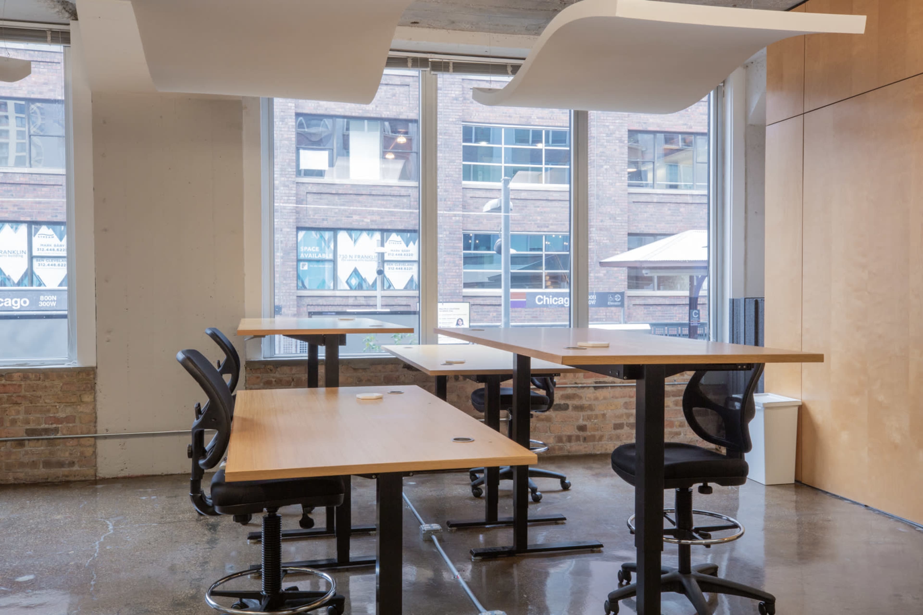 Hot desks for coworking at One Three, Chicago, IL | Production | Peerspace