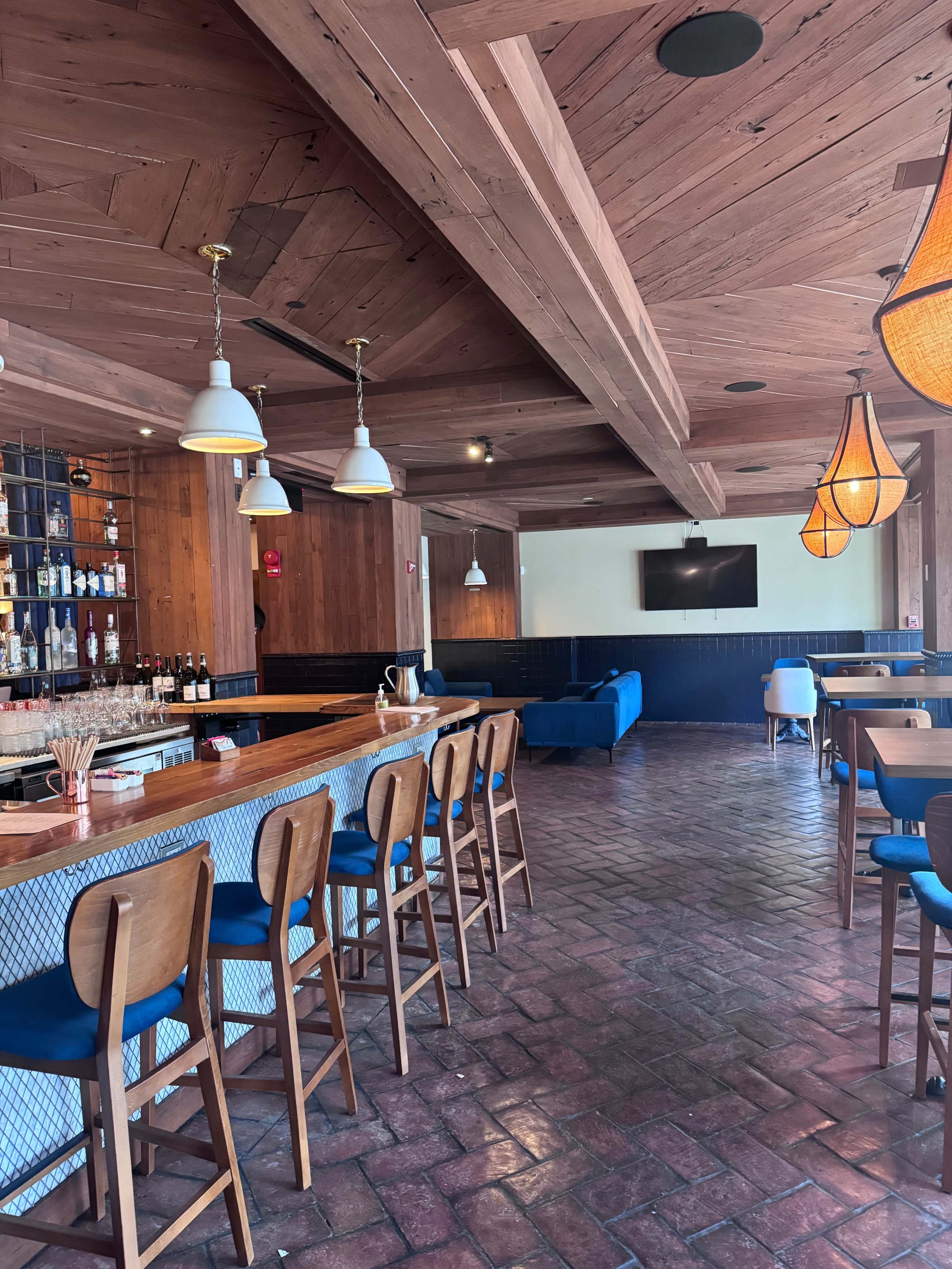 Bar in Georgetown/Glover Park, Washington, DC | Event | Peerspace