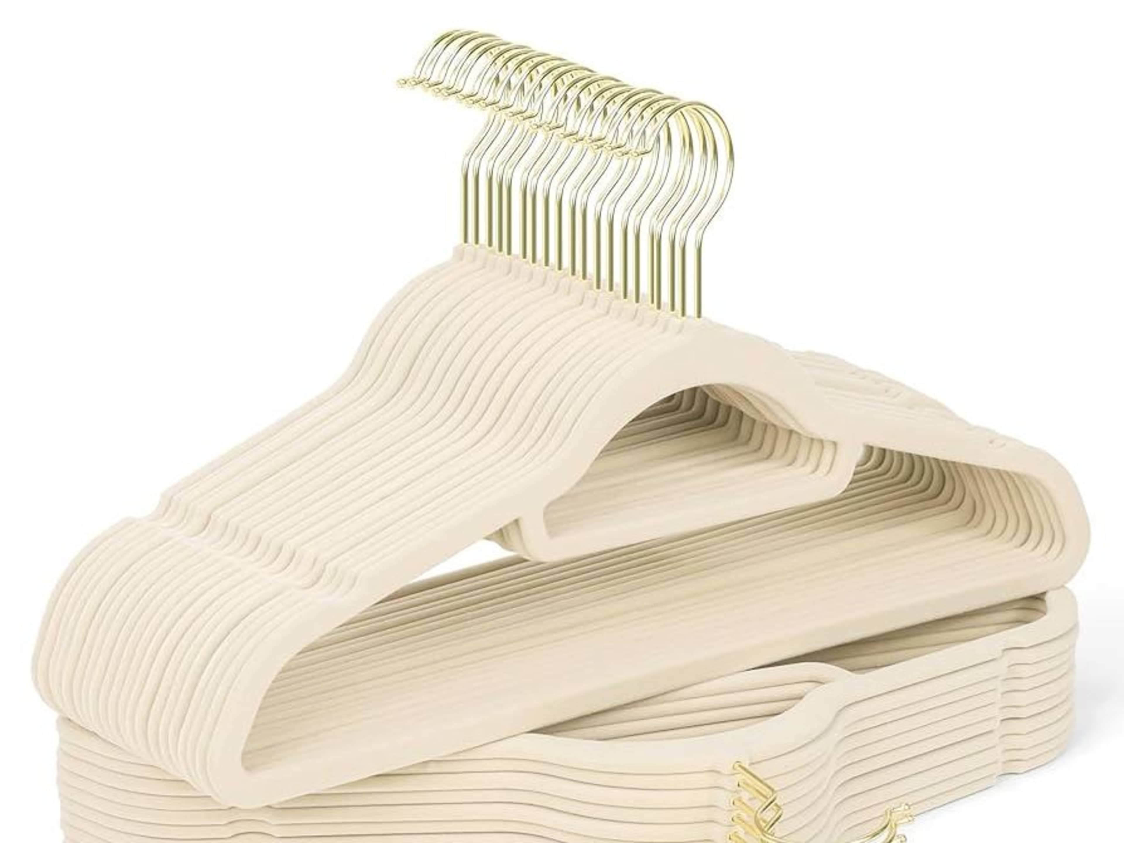 STUDIO CLYX II | Natural Light Minimalist Loft with Modern Furniture ...