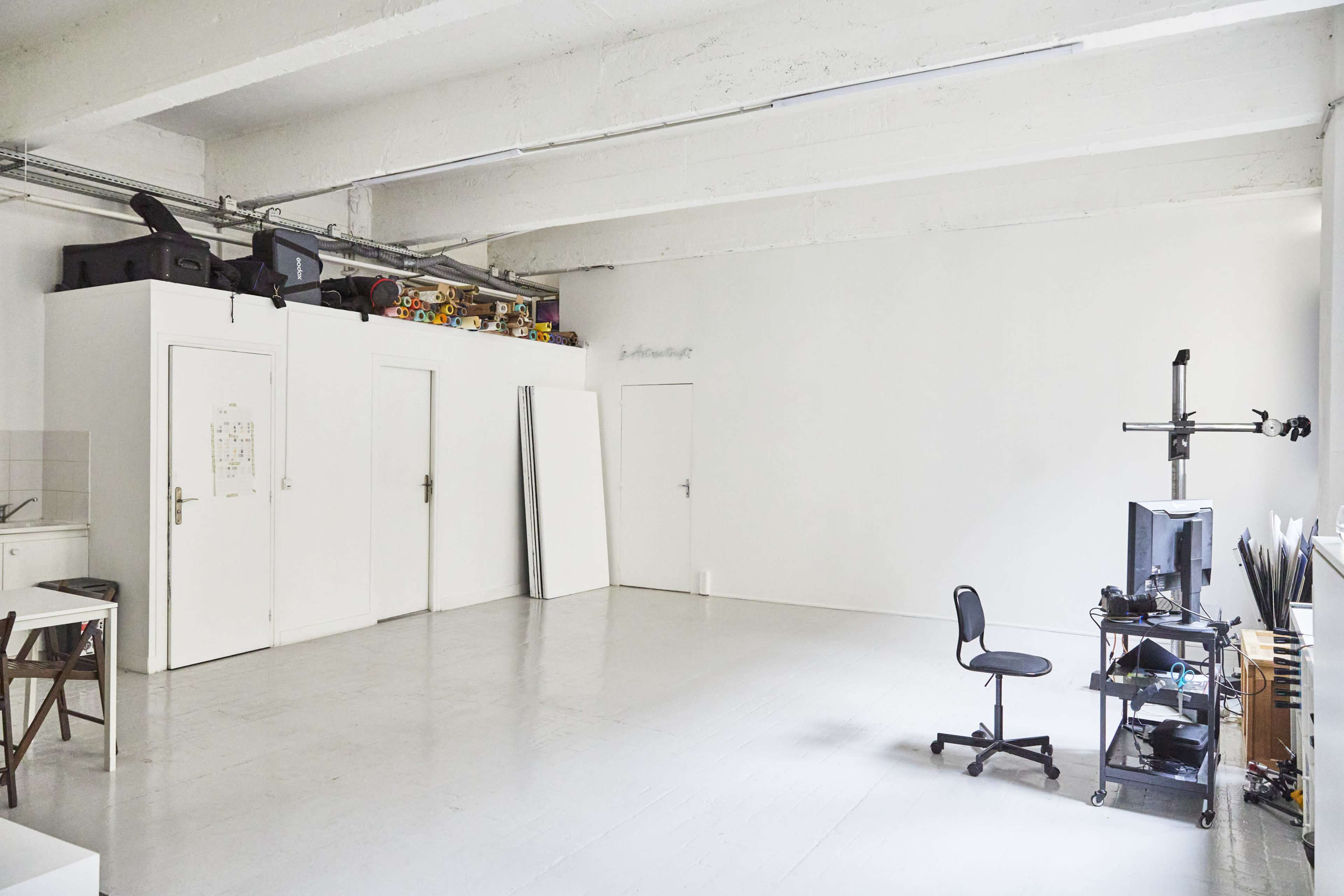 STUDIO KOLORS | Studio Photo Spacieux, pantin | Production | Peerspace