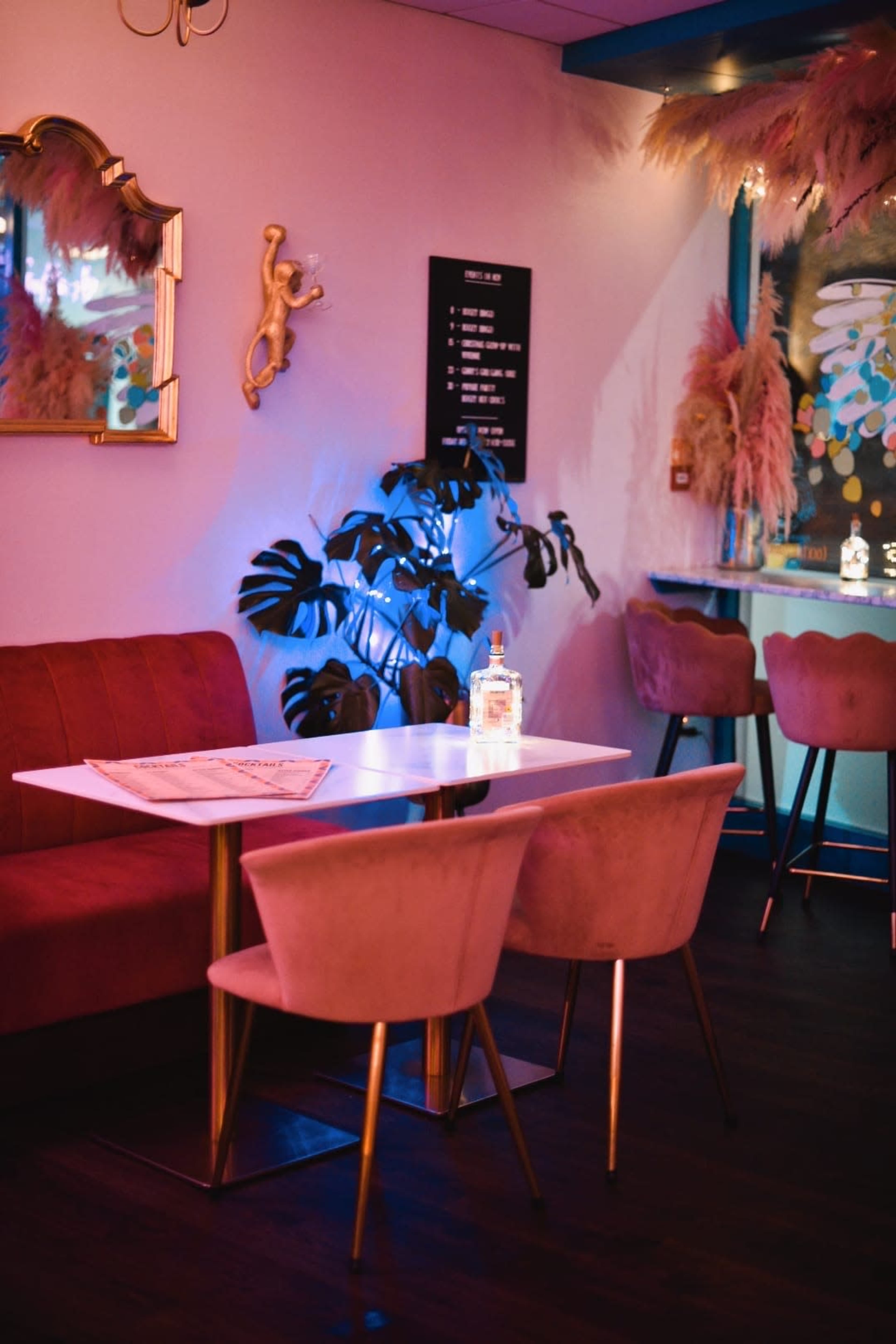 Neighbourhood Pink Cocktail Bar, Maldon | Production | Peerspace