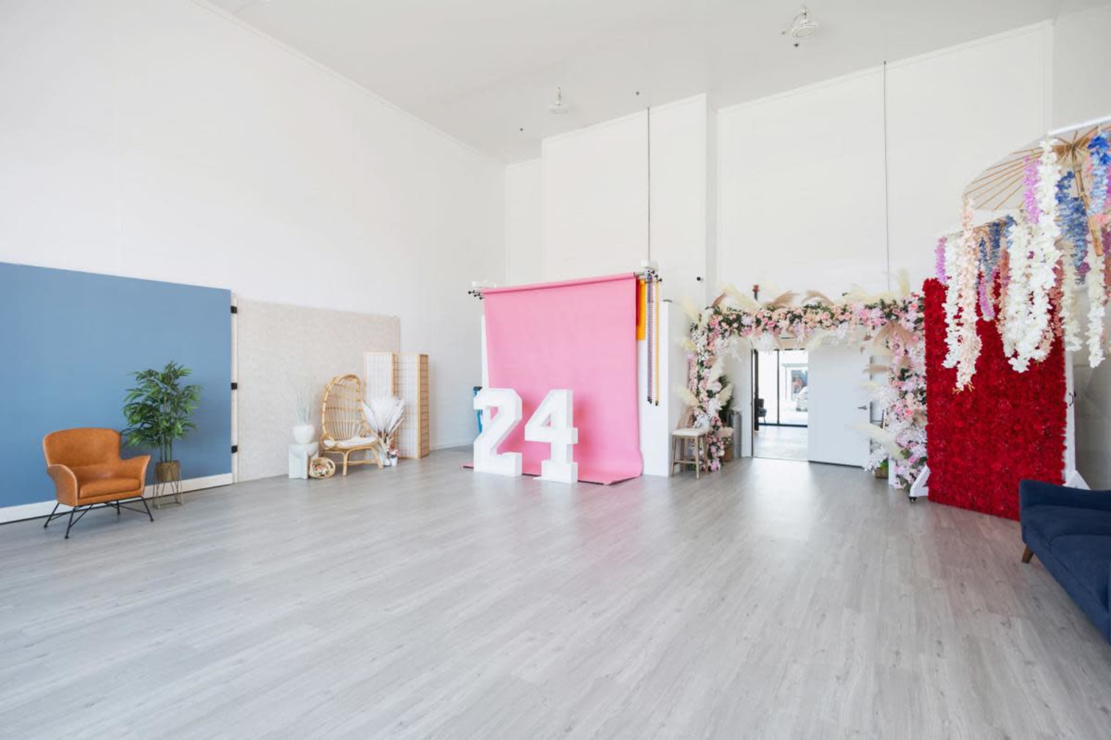 Creative Studio with Several Sets and Office Space in Plano for all ...