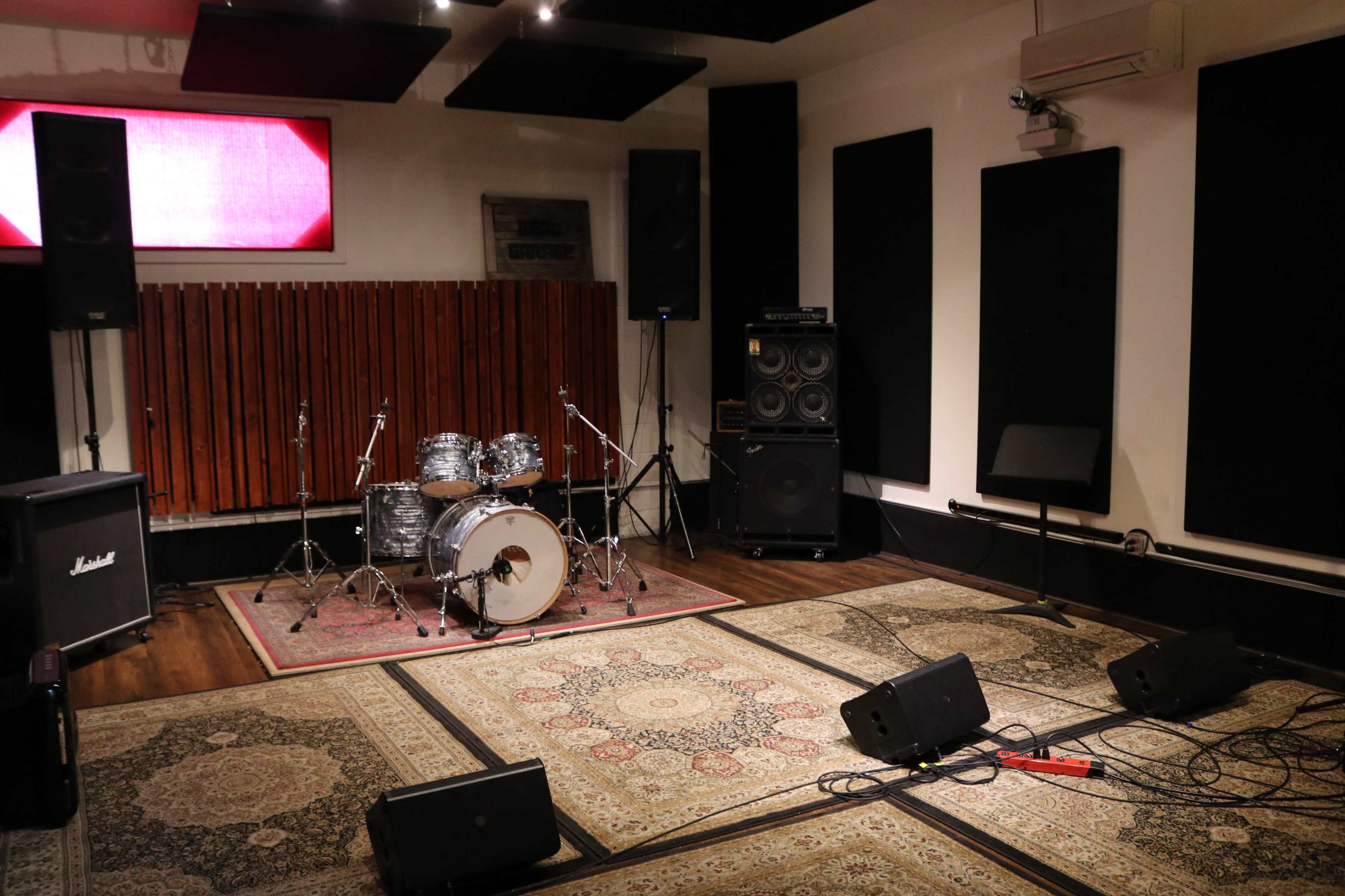 Acoustically designed music rehearsal rooms, North Hollywood, CA ...