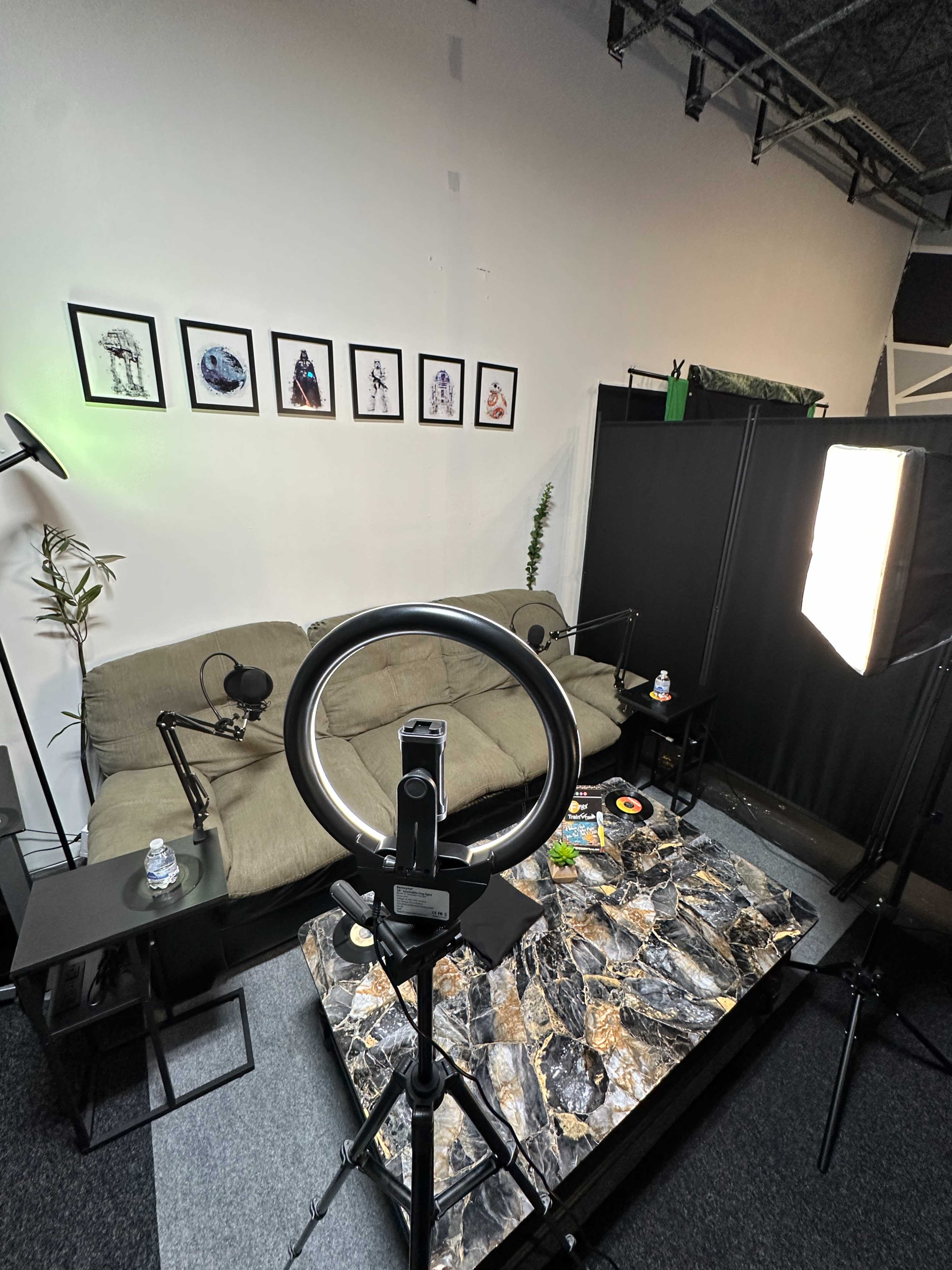 Lounge-Style, Relaxed Podcast Space, Atlanta, GA | Production | Peerspace