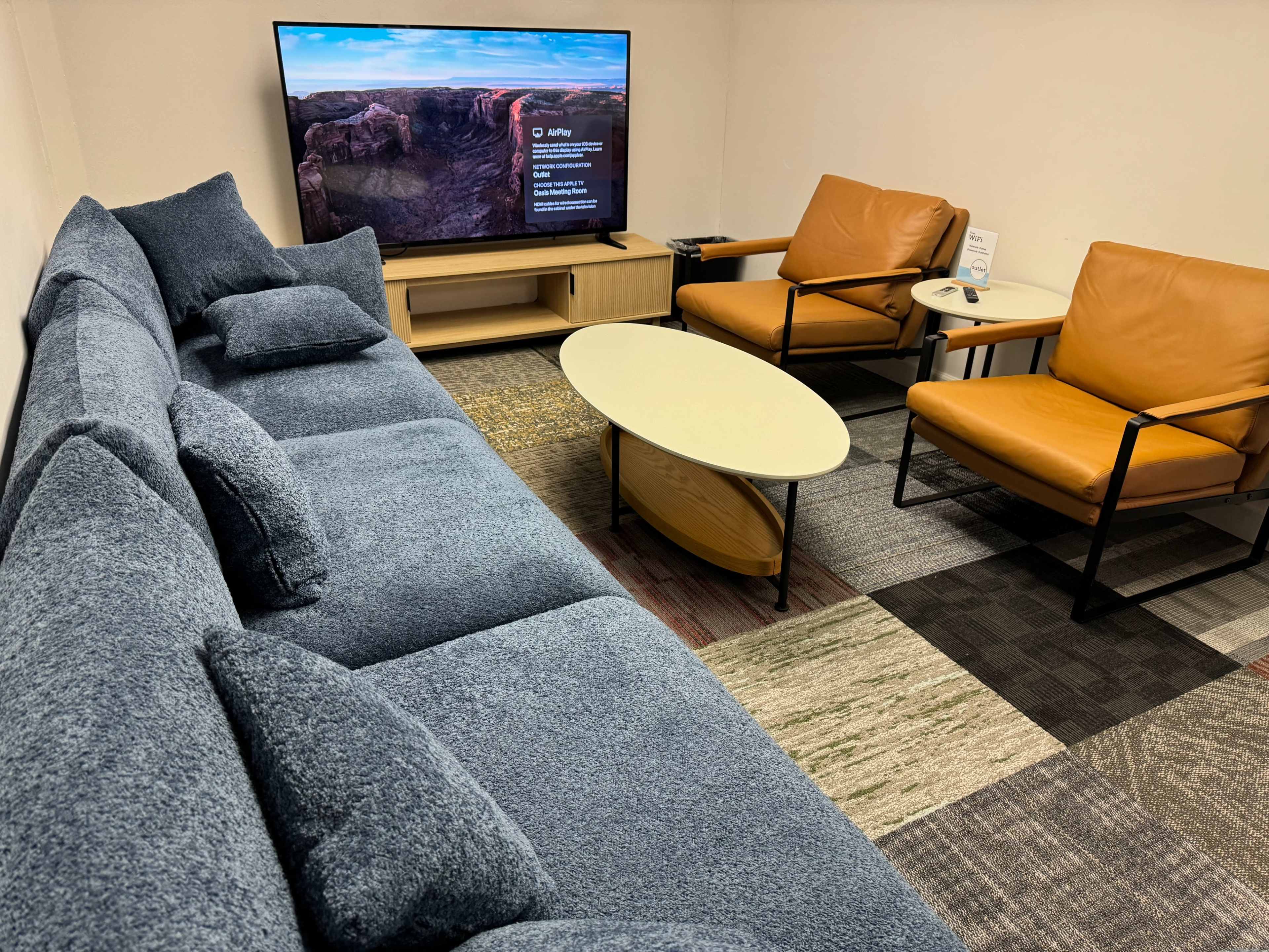 Outlet Coworking | Private Meeting Room with Relaxed Atmosphere at ...